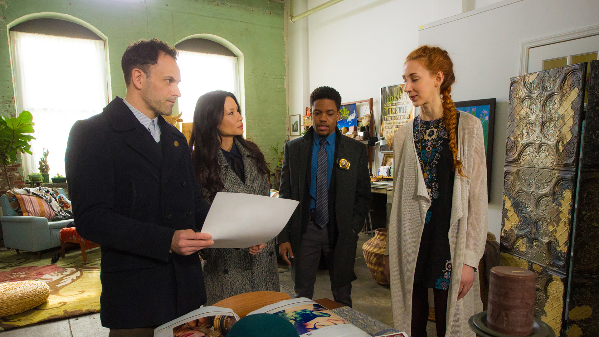 Watch Elementary Season 4 Episode 20: Art Imitates Art - Paramount+ ...