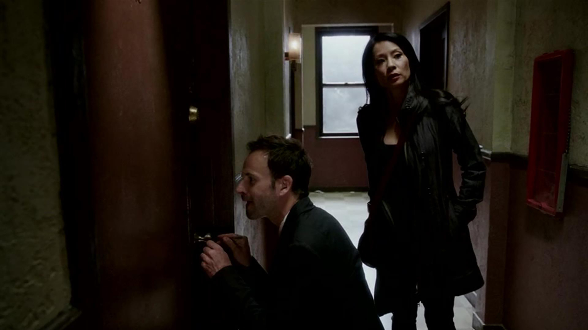 Watch Elementary Season 1 Episode 7: One Way to Get Off - Paramount+ Canada