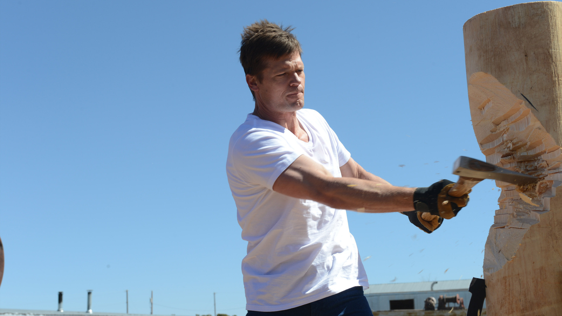 Watch Longmire Season 2 Episode 3: Death Came In Like Thunder ...