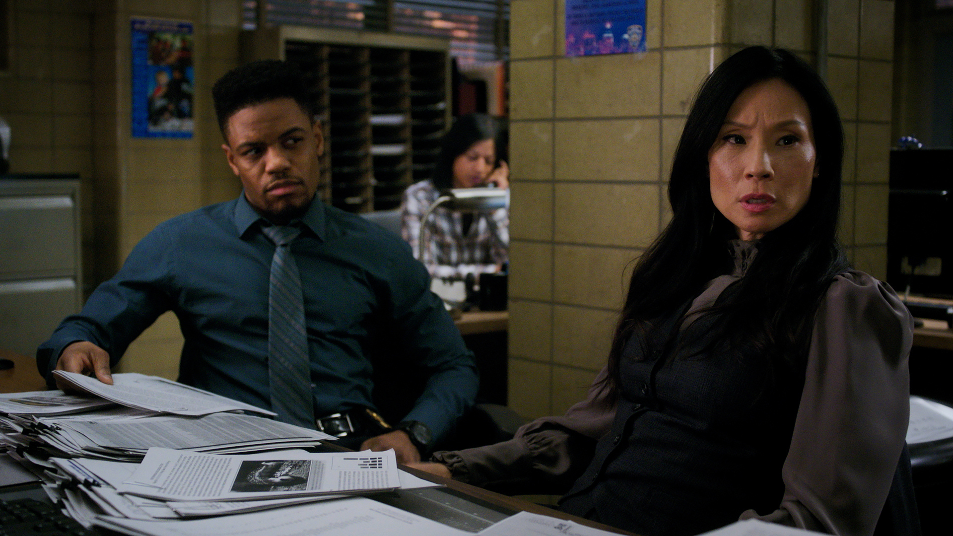 Watch Elementary: Elementary - The Worms Crawl In, the Worms Crawl Out ...