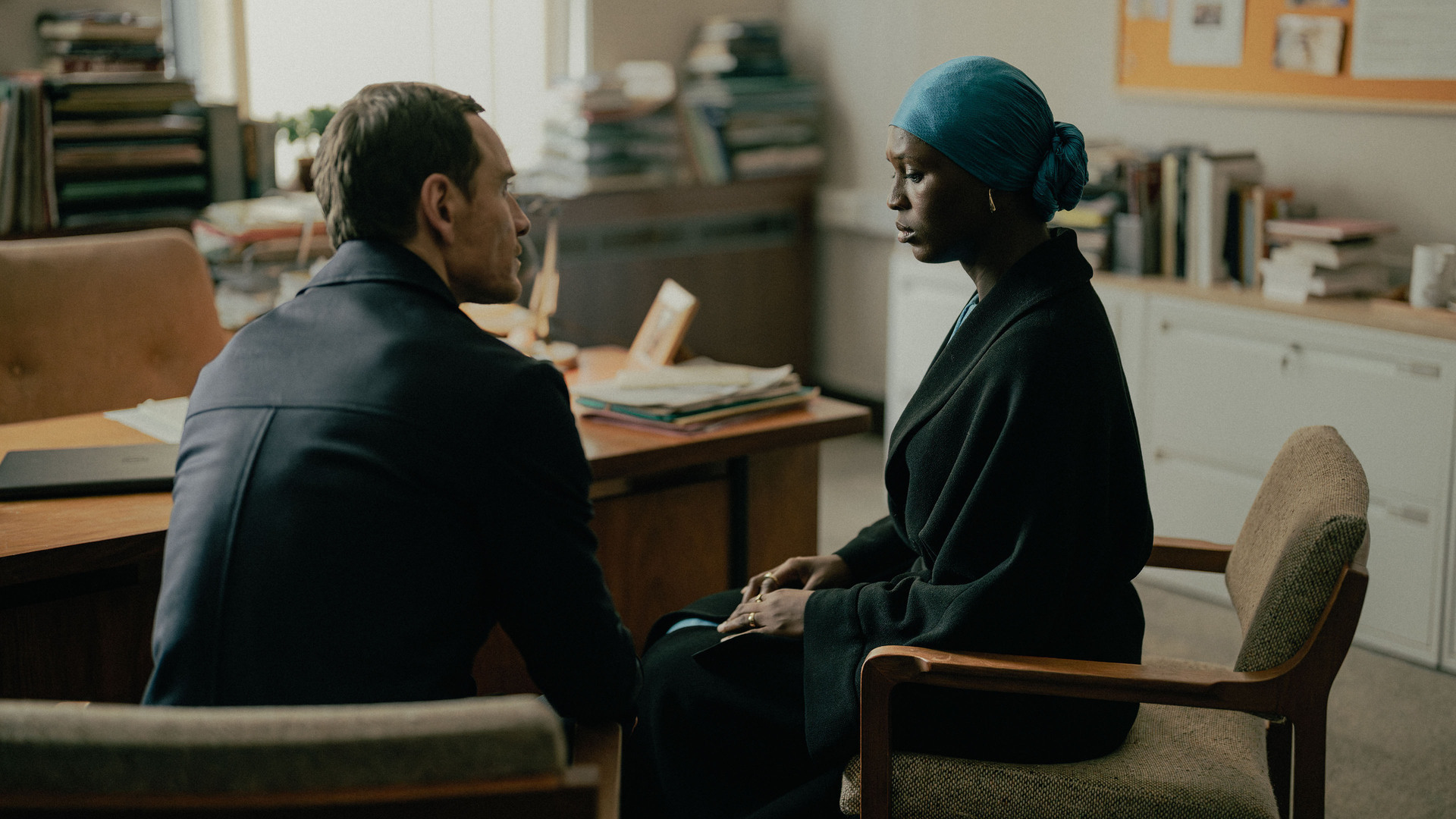 Watch The Agency Season 1 Episode 8: Truth Will Set You Free ...