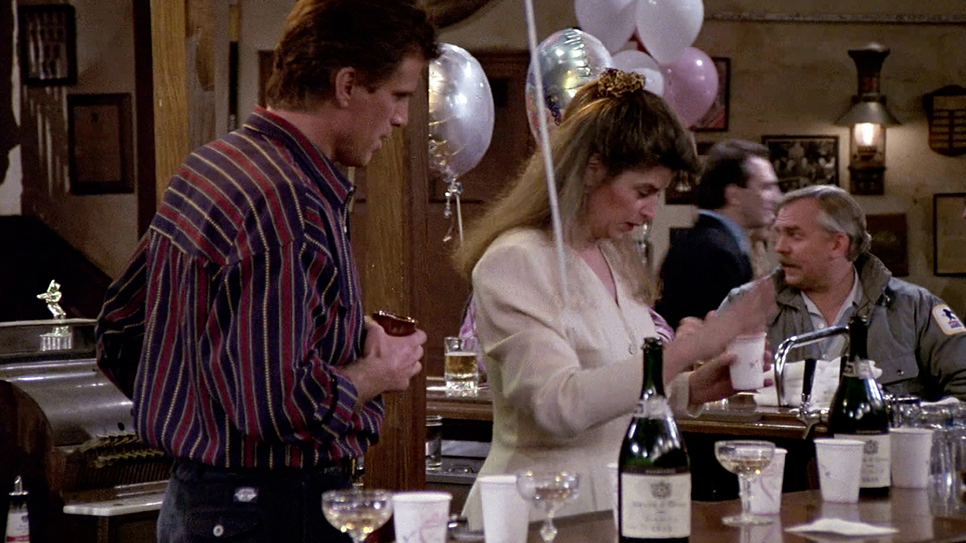 Watch Cheers: Cheers - Days Of Wine And Neuroses - Full Show on ...