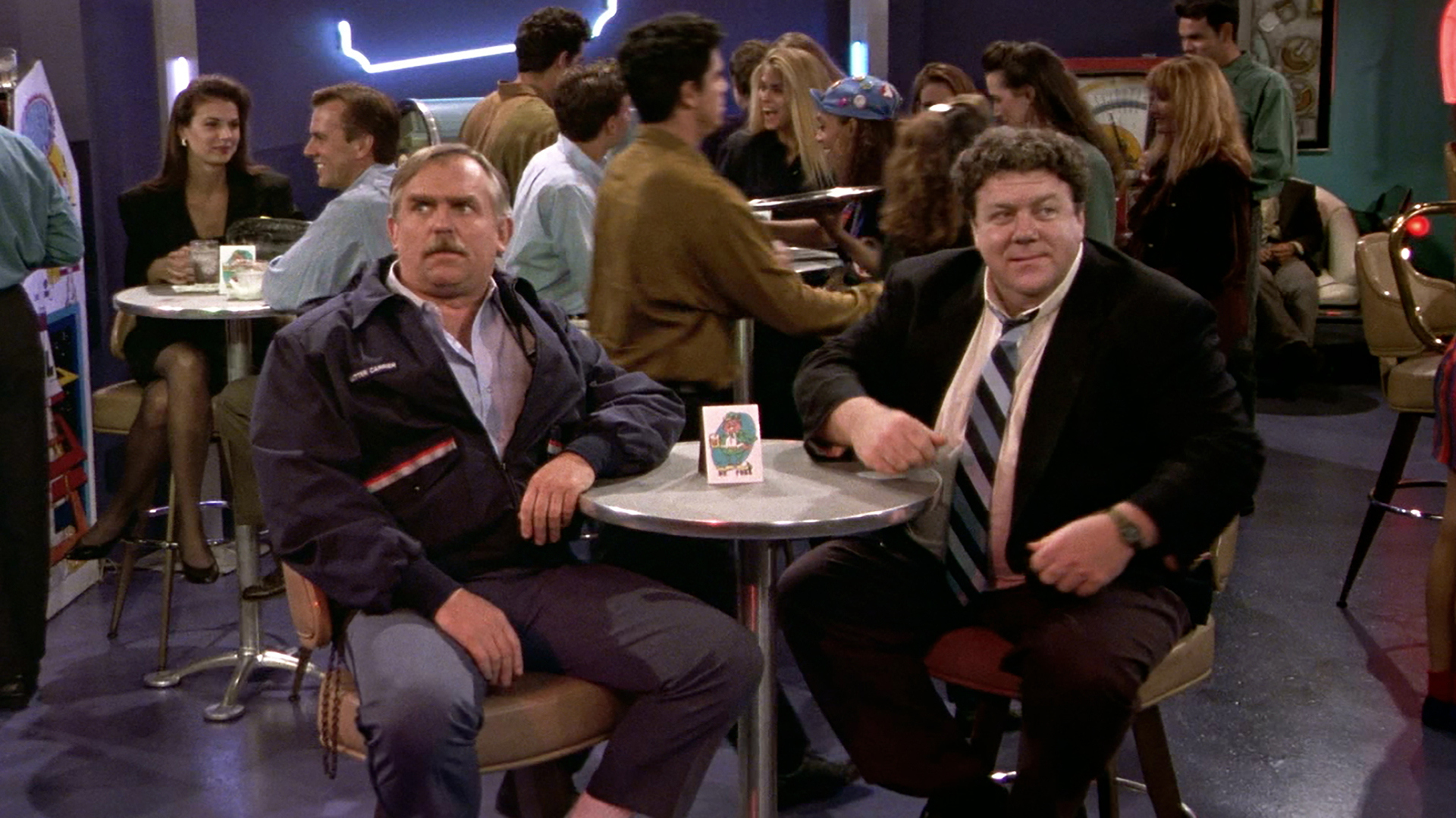 Watch Cheers Season 11 Episode 25: It's Lonely On The Top - Paramount+ ...