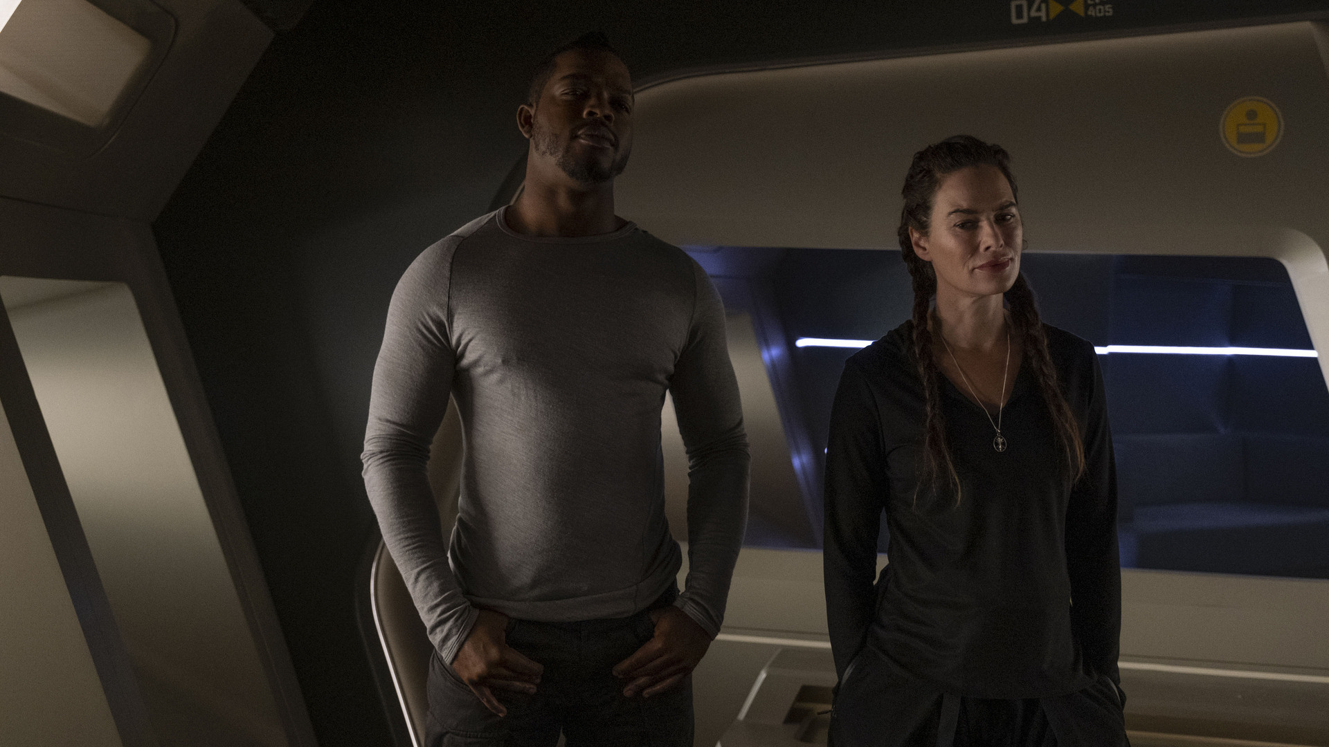 Watch Beacon 23 Season 2 Episode 8: Disintegration - Paramount+ United ...