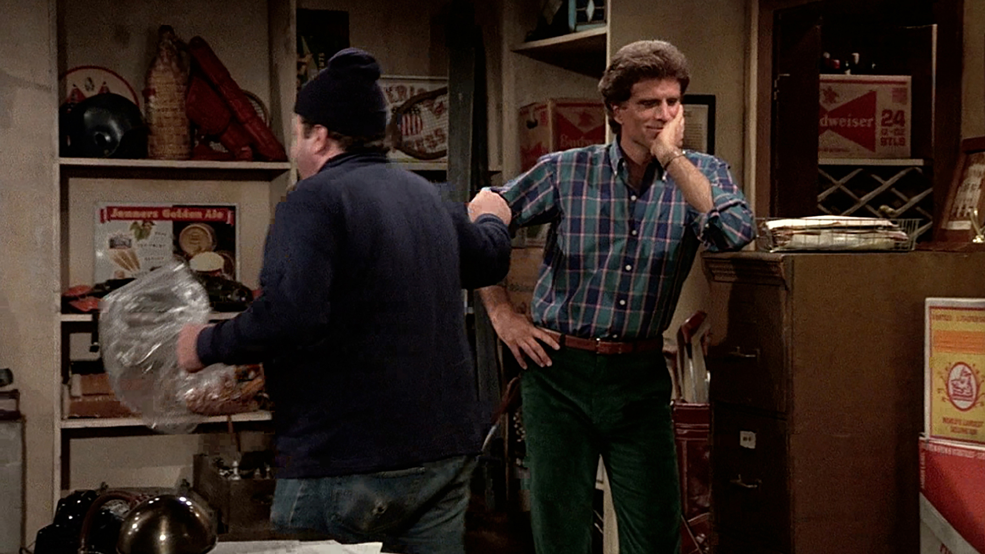 Watch Cheers: Cheers - Peterson Crusoe - Full Show on Paramount+ Australia