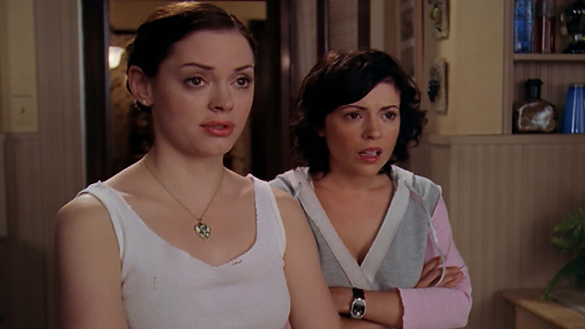 Watch Charmed: Charmed - Once In A Blue Moon - Full Show on Paramount+ ...