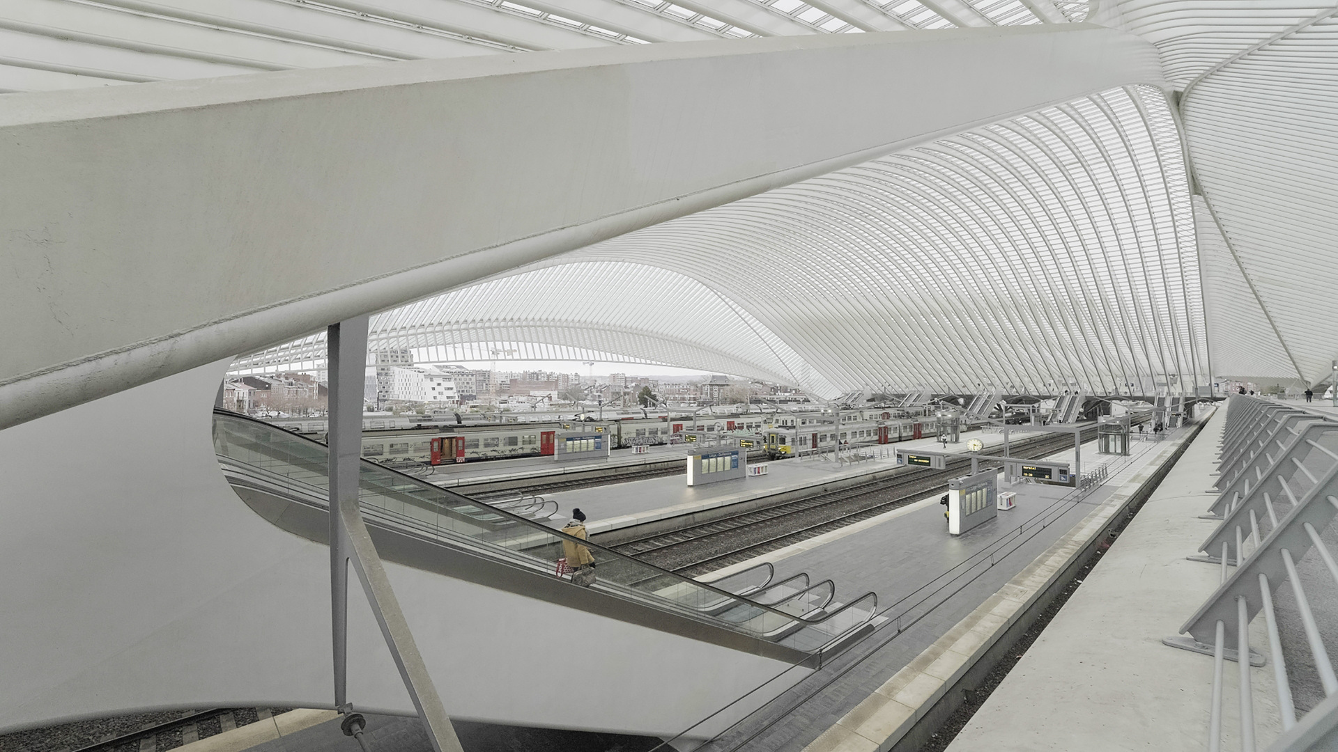 Watch How Did They Build That? Season 2 Episode 4: Elevated & Elegant ...