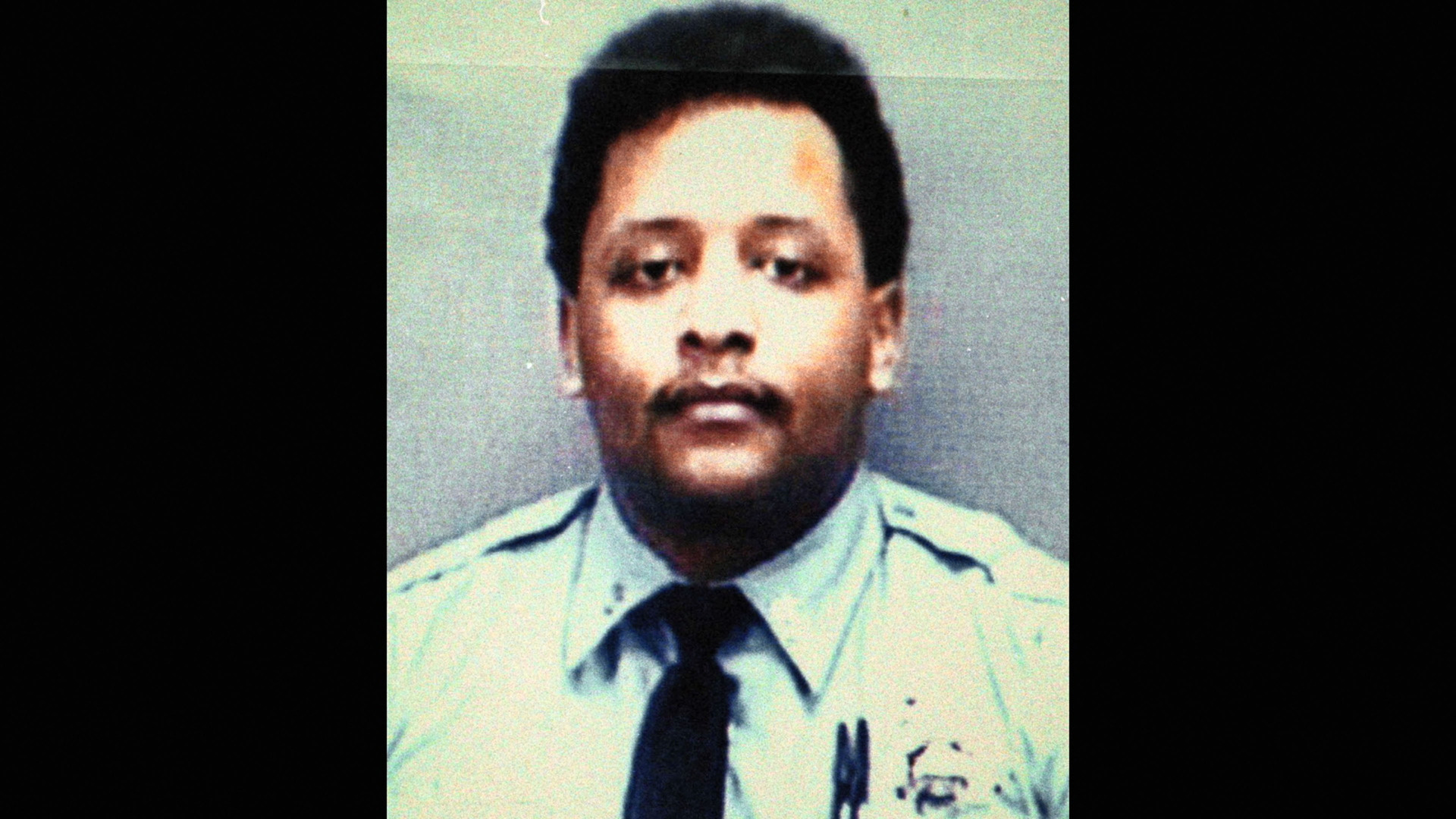 Watch FBI: True Season 7 Episode 10: FBI: True - Operation Shattered ...