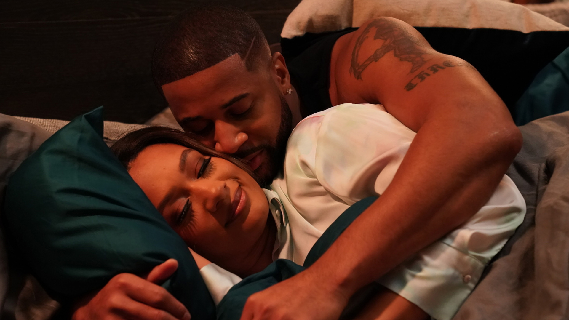 Watch Zatima Season 1 Episode 4: To Tell The Truth - Paramount+