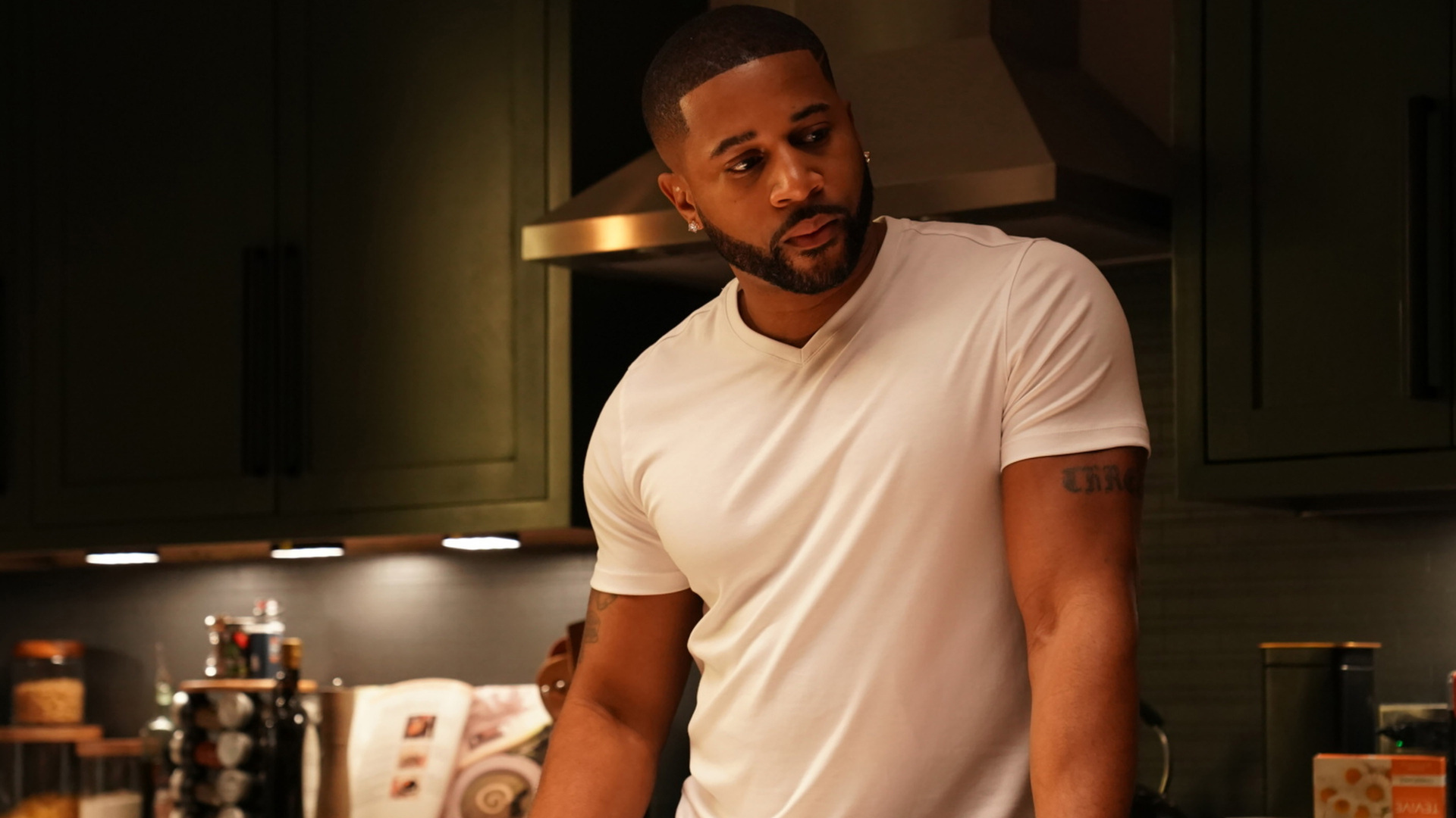 Watch Zatima Season 1 Episode 7: Trouble At Home - Paramount+