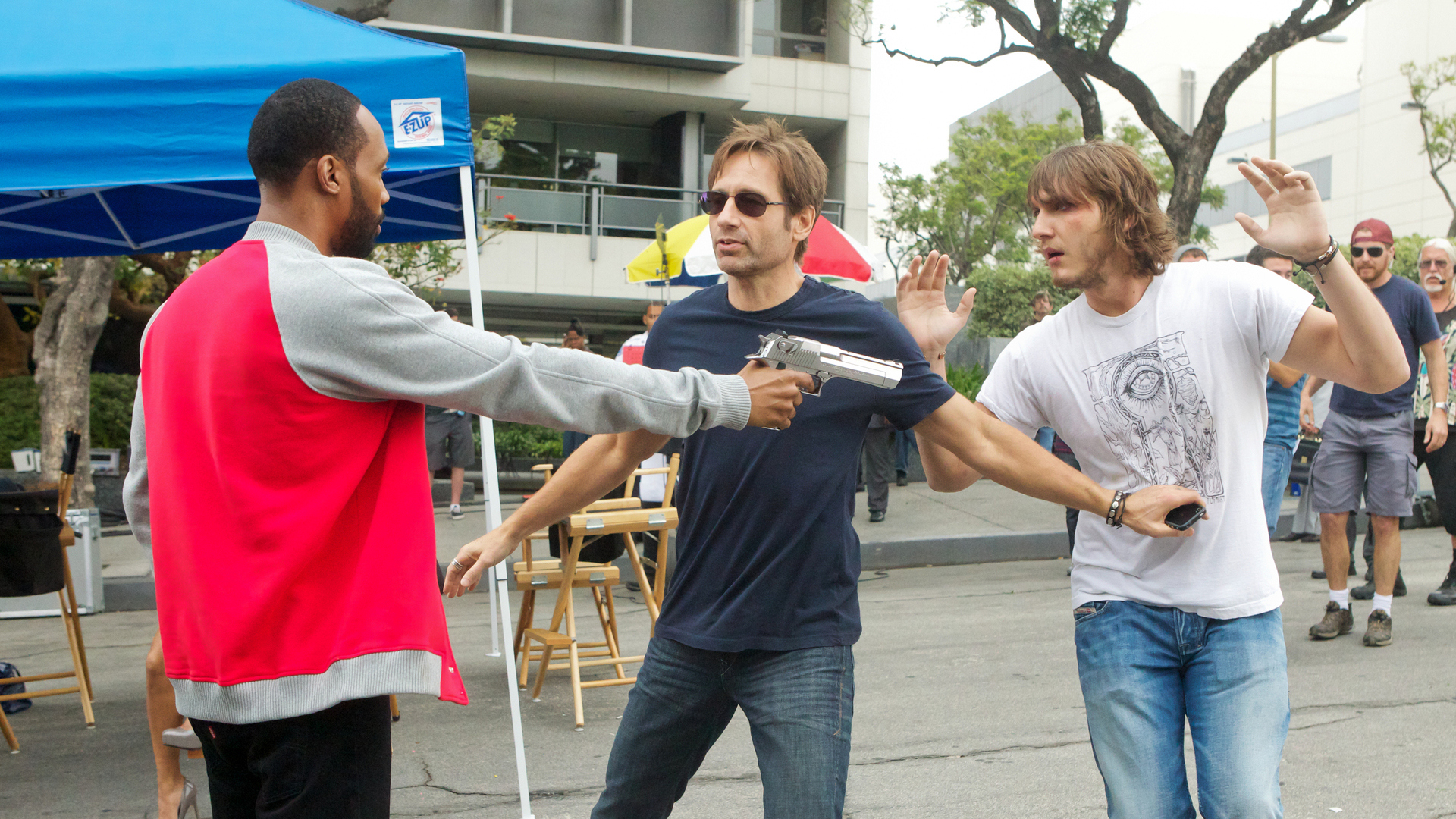 Watch Californication Season 5 Episode 12: Hell Ain't a Bad Place To Be ...