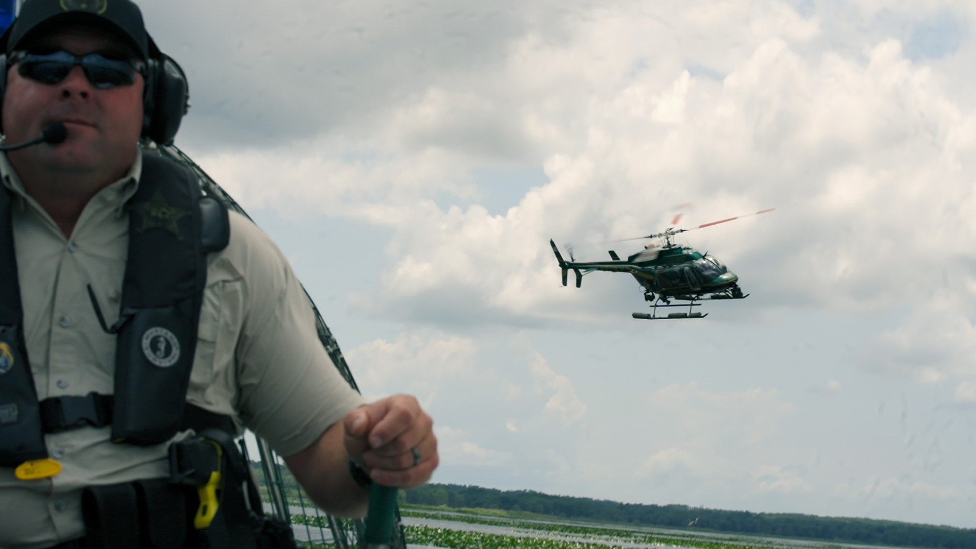 Watch Chopper Cops Season 2 Episode 5: Underwater - Paramount+