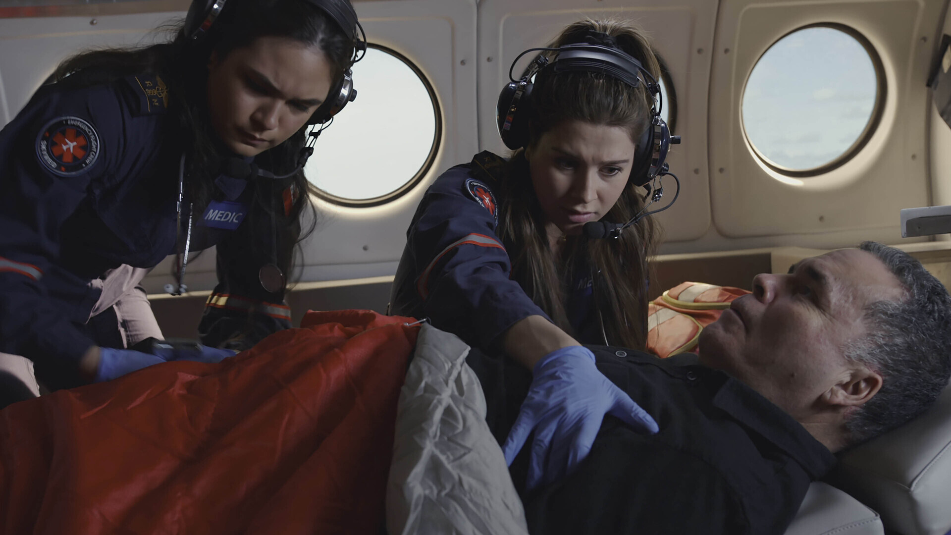 Watch SkyMed Season 1 Episode 1: Pilots and Nurses and Bears, Oh My ...
