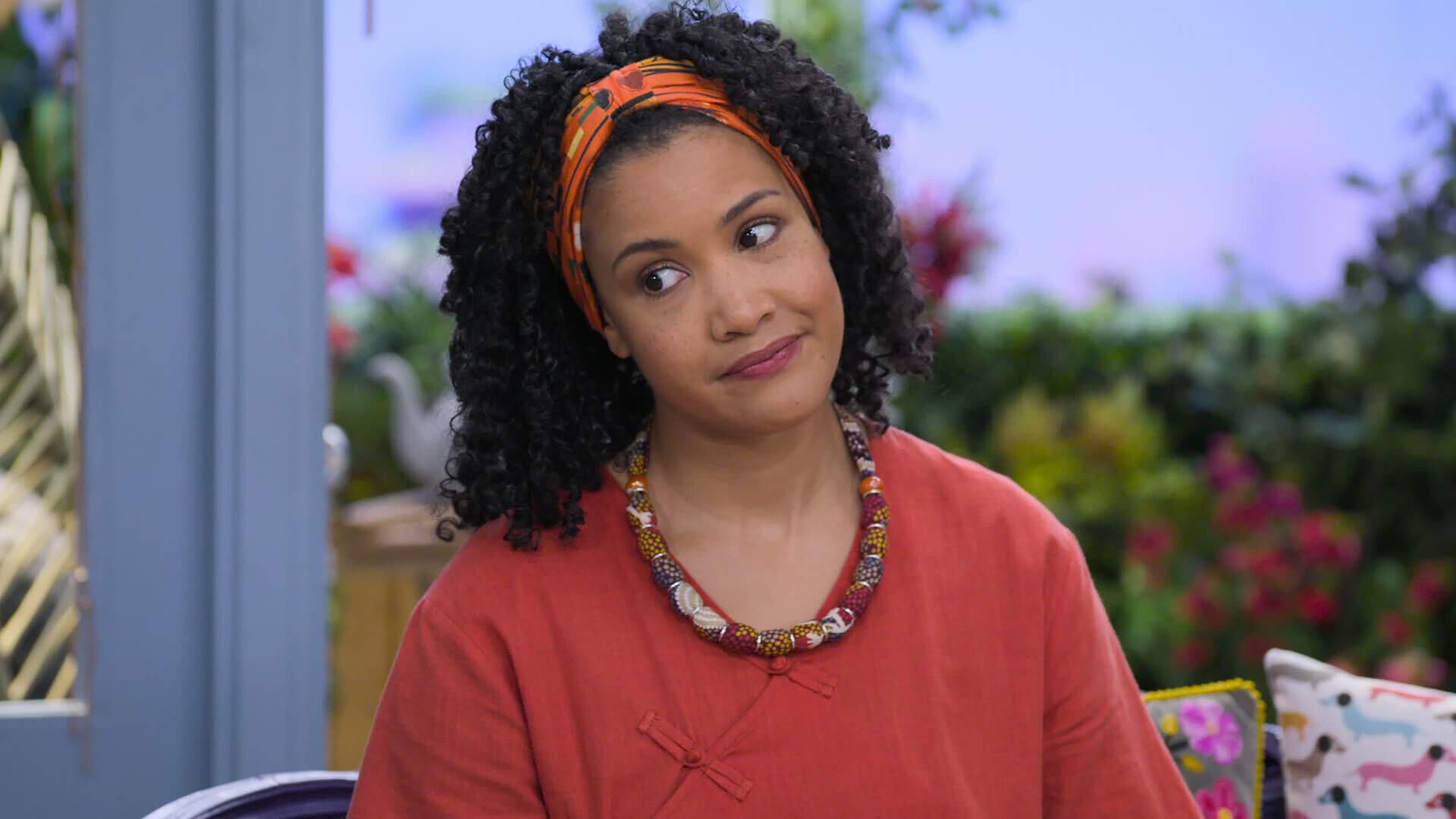 Watch Mimi's World Season 1 Episode 35: MIss Rist's Birthday ...
