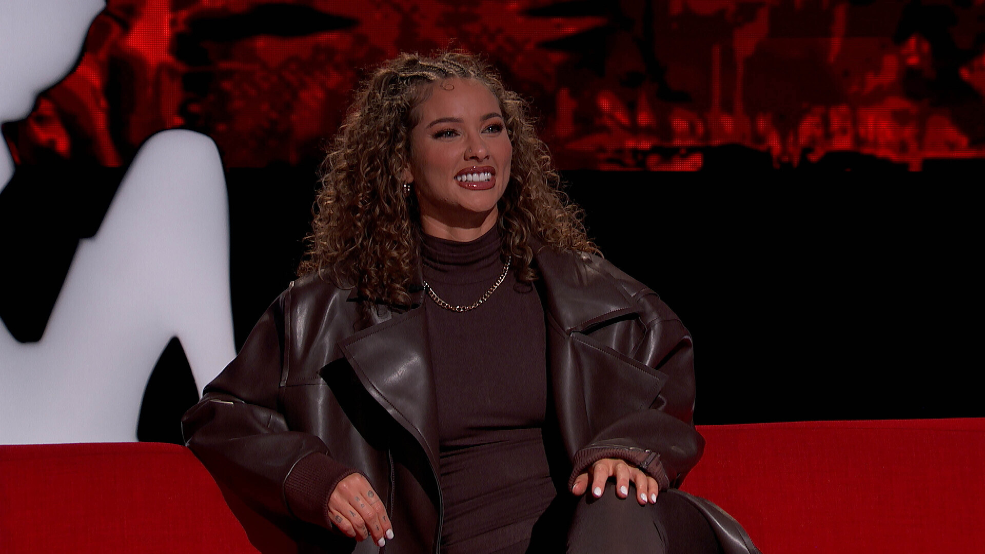 Watch Ridiculousness Season 42 Episode 33: Sterling and Lolo Wood C ...