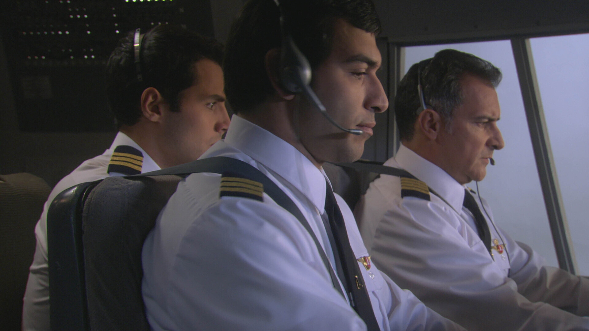 Watch Air Disasters Season 22 Episode 2: Time Critical - Paramount+