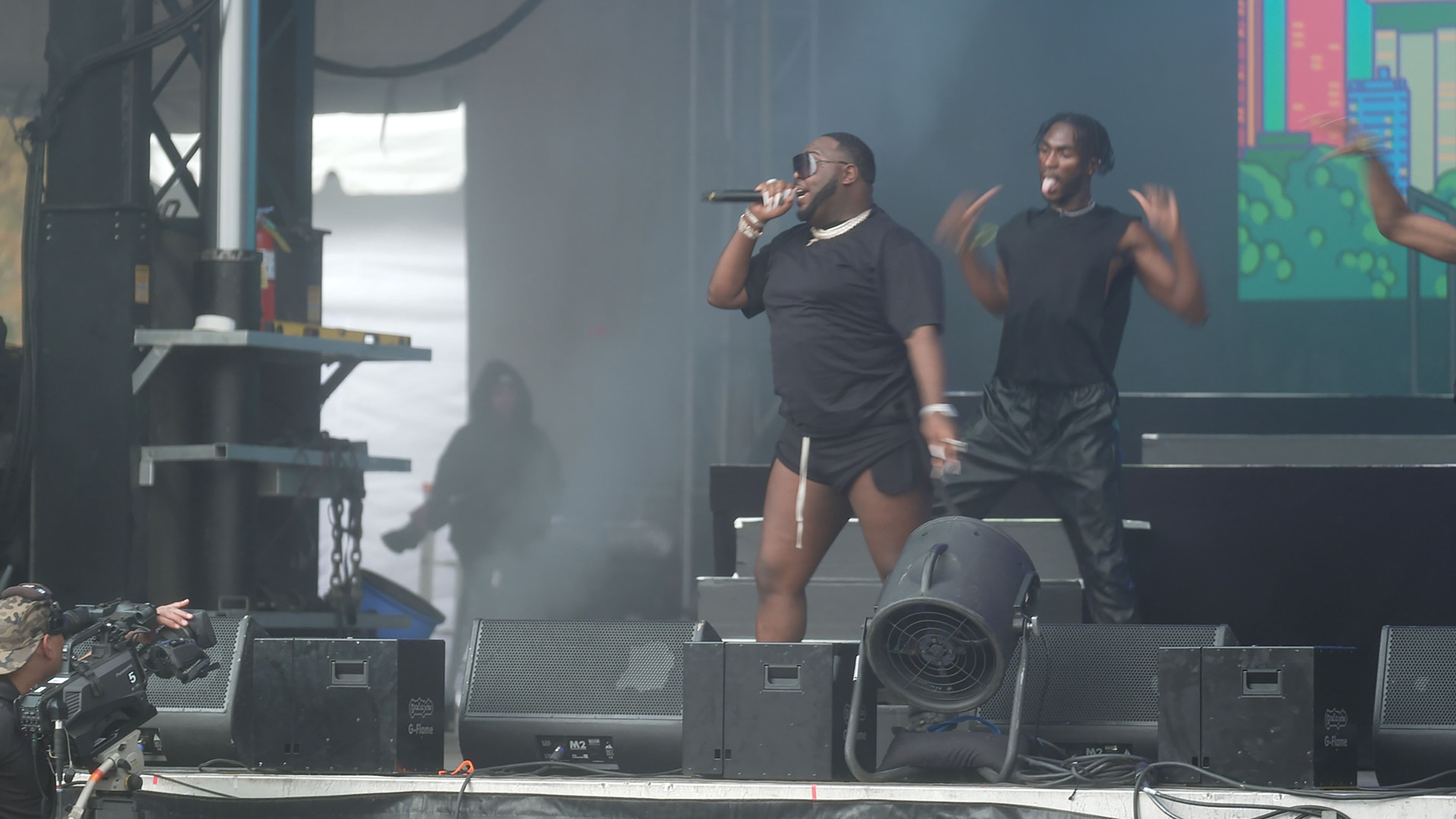 Watch Love & Hip Hop Atlanta Season 12 Episode 23: Screenshots Fired - Paramount+