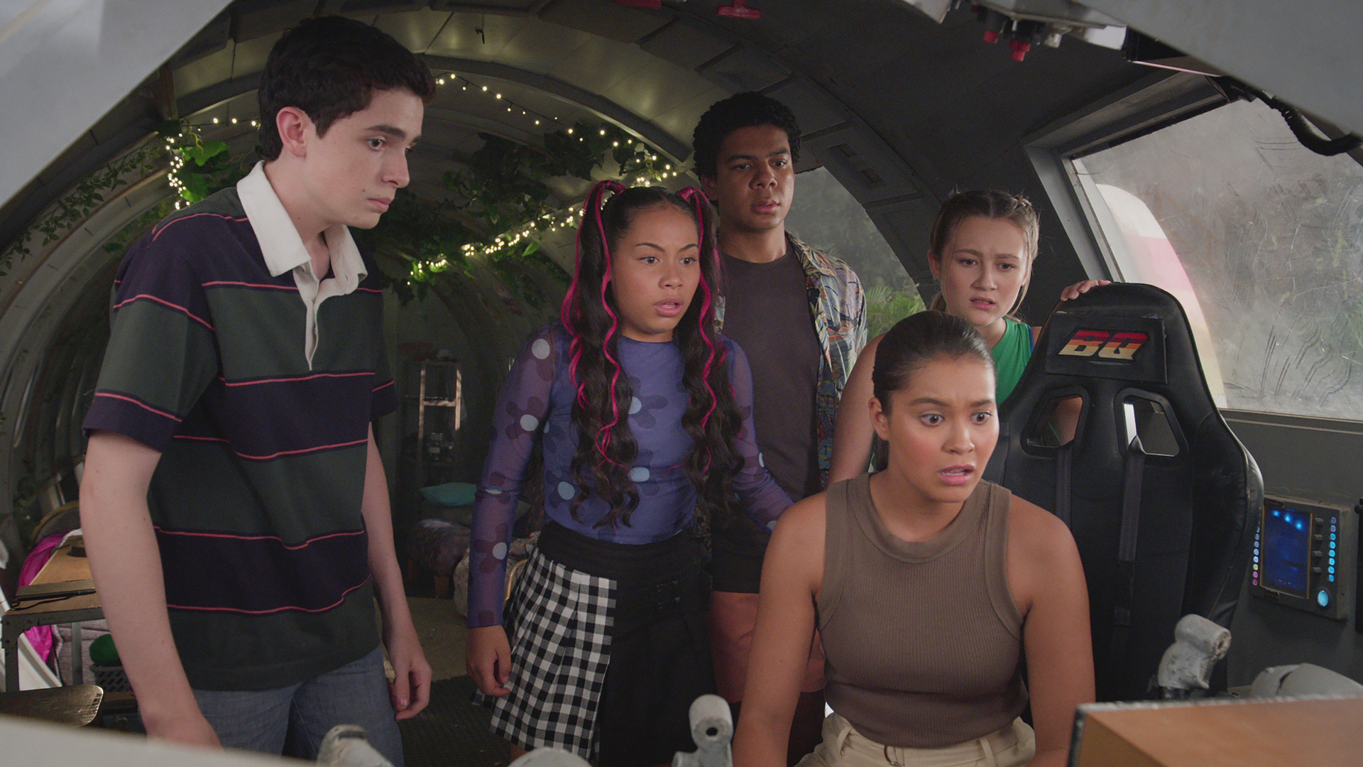 Watch Rock Island Mysteries Season 2 Episode 20: The Mist - Paramount+ ...