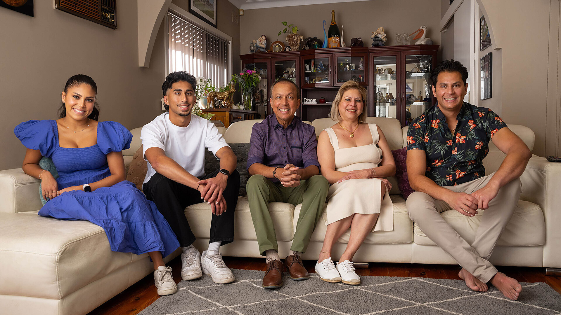 Watch Gogglebox Australia Season 22 Episode 3: Episode 3 - Paramount+ ...