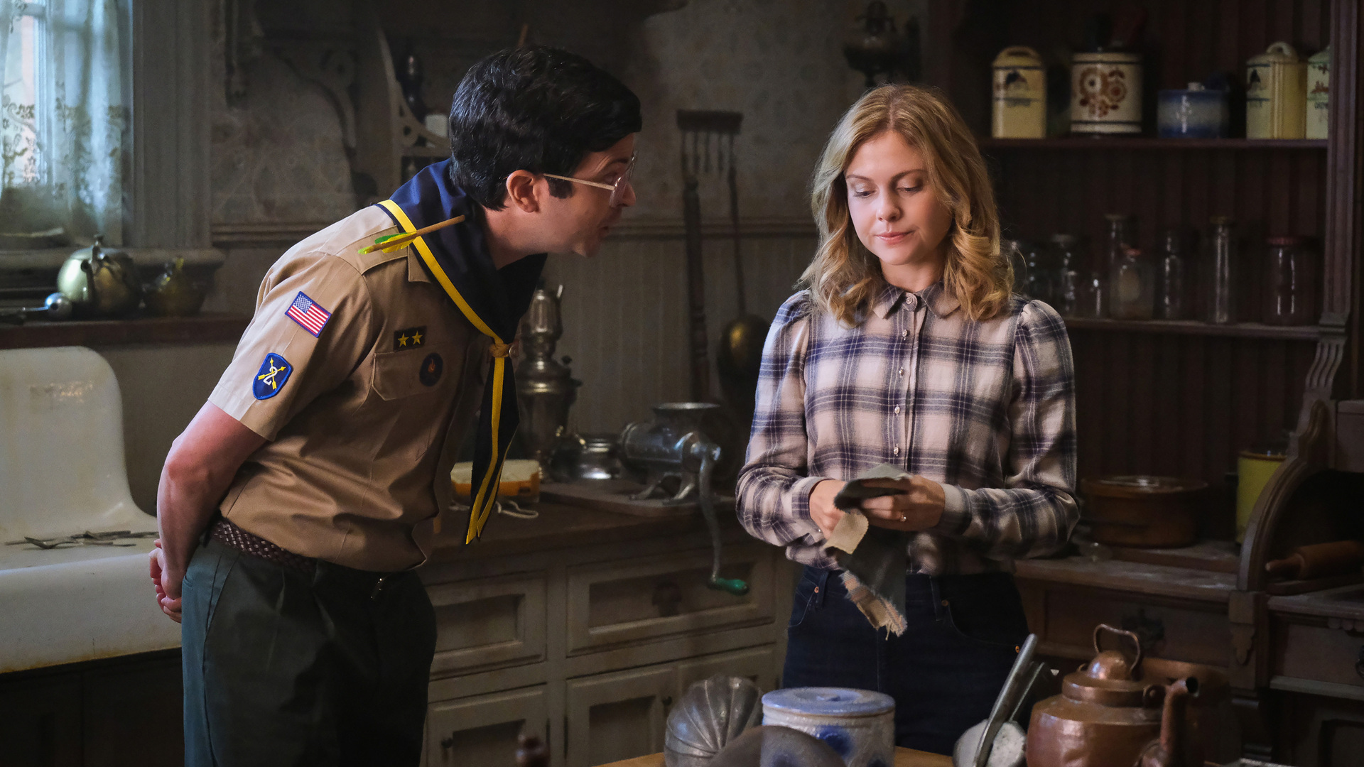 Ve Ghosts: Ghosts - ¡Hola!. Disfruta la serie completa en Paramount+ El ...