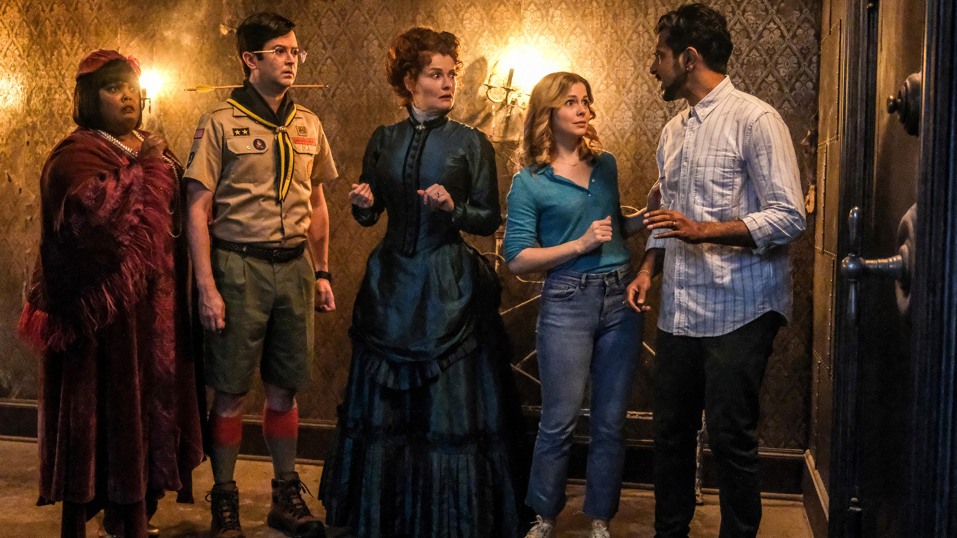 Mira Ghosts, temporada 1, episodio 13: El día de la Boda en Paramount+ ...