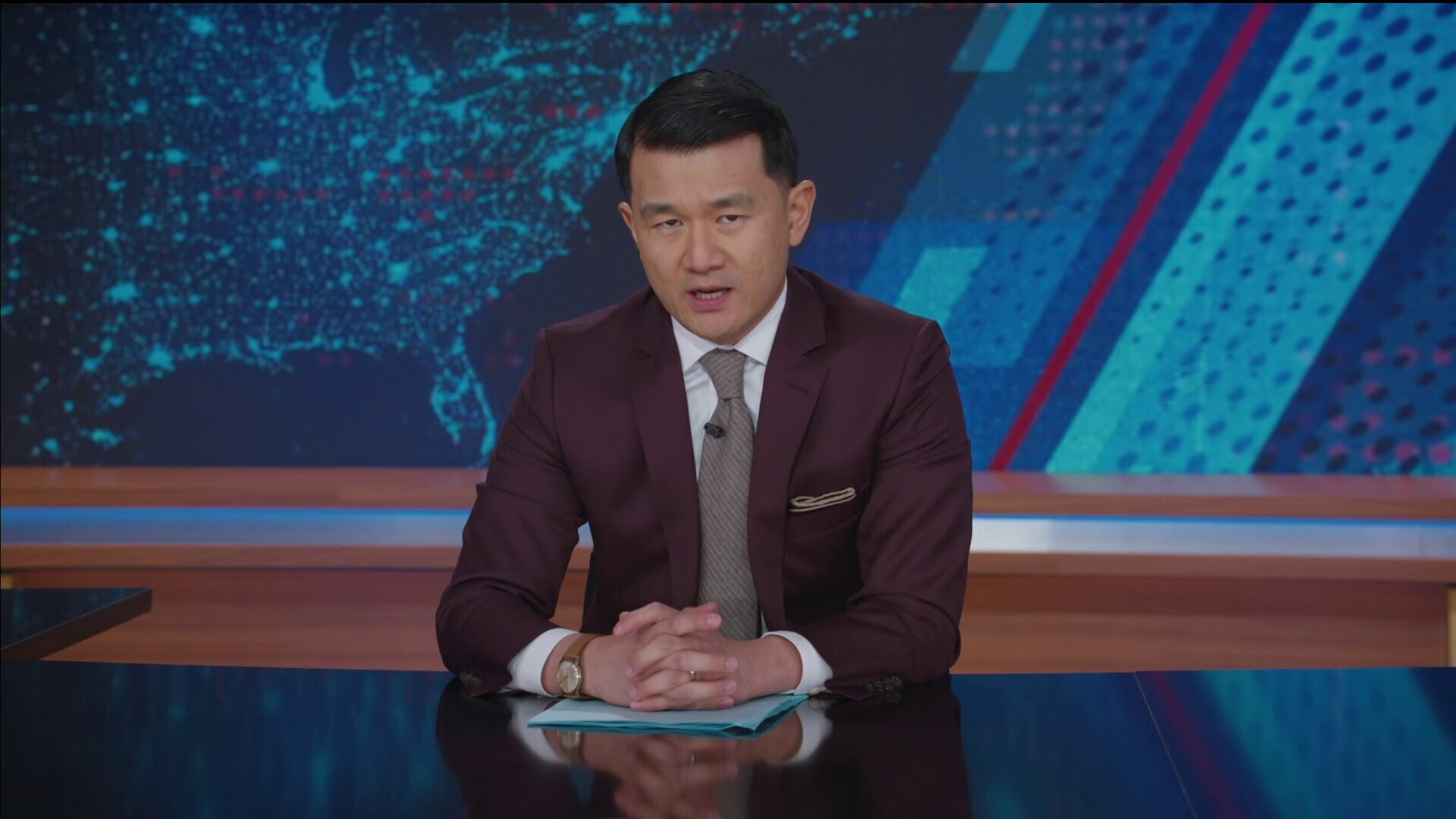 Watch The Daily Show Season 31 Episode 2: January 6, 2026 - Paramount+