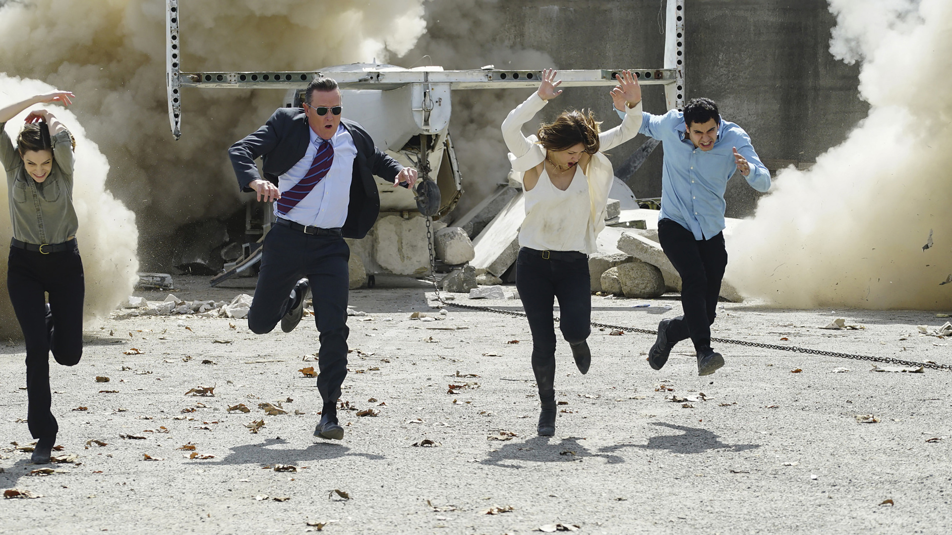 Watch Scorpion Season 2 Episode 23: Chernobyl Intentions - Paramount+ ...