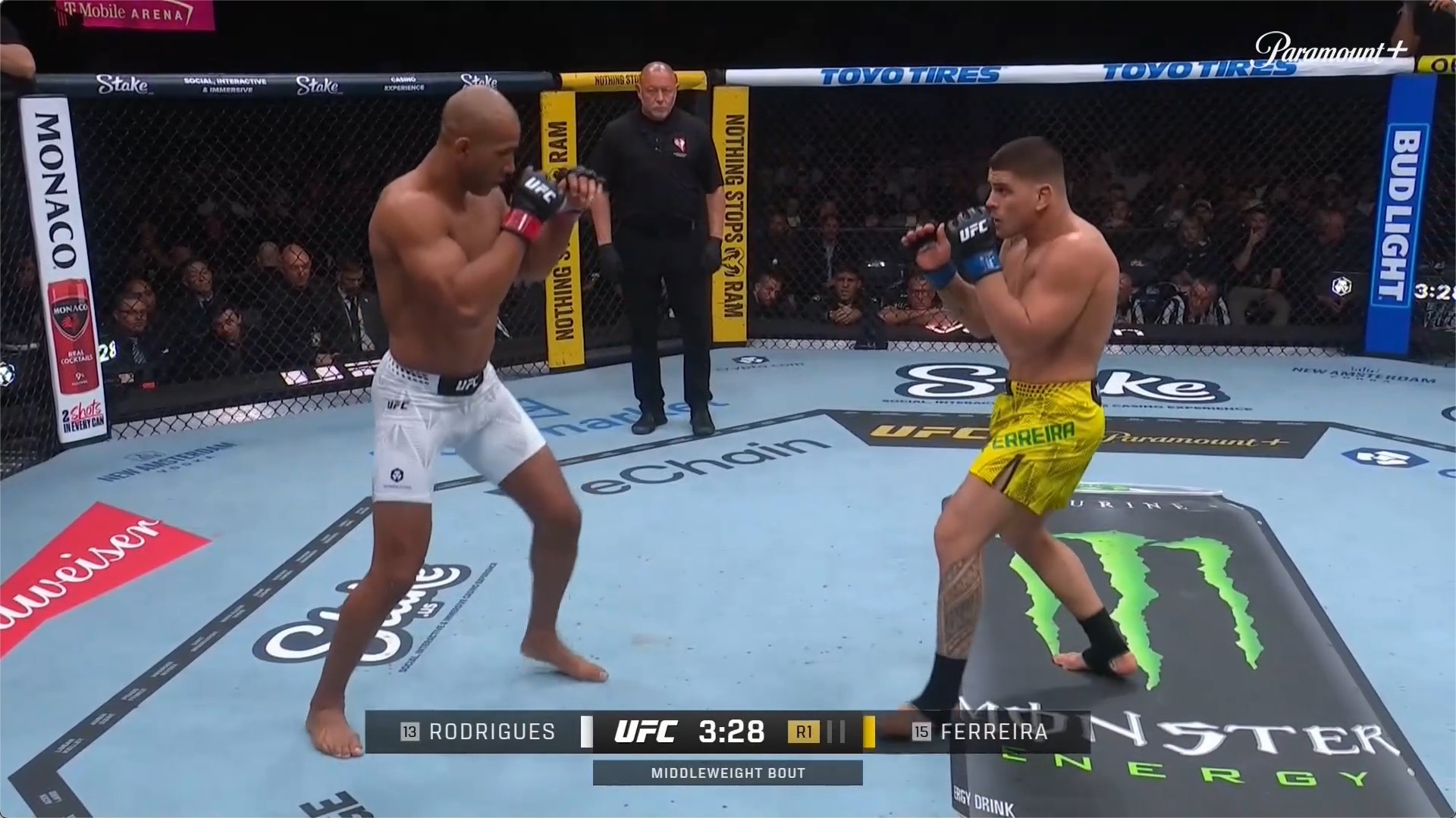 Watch UFC Gregory Rodrigues vs. Brunno Ferreira (UFC 326: Holloway vs ...