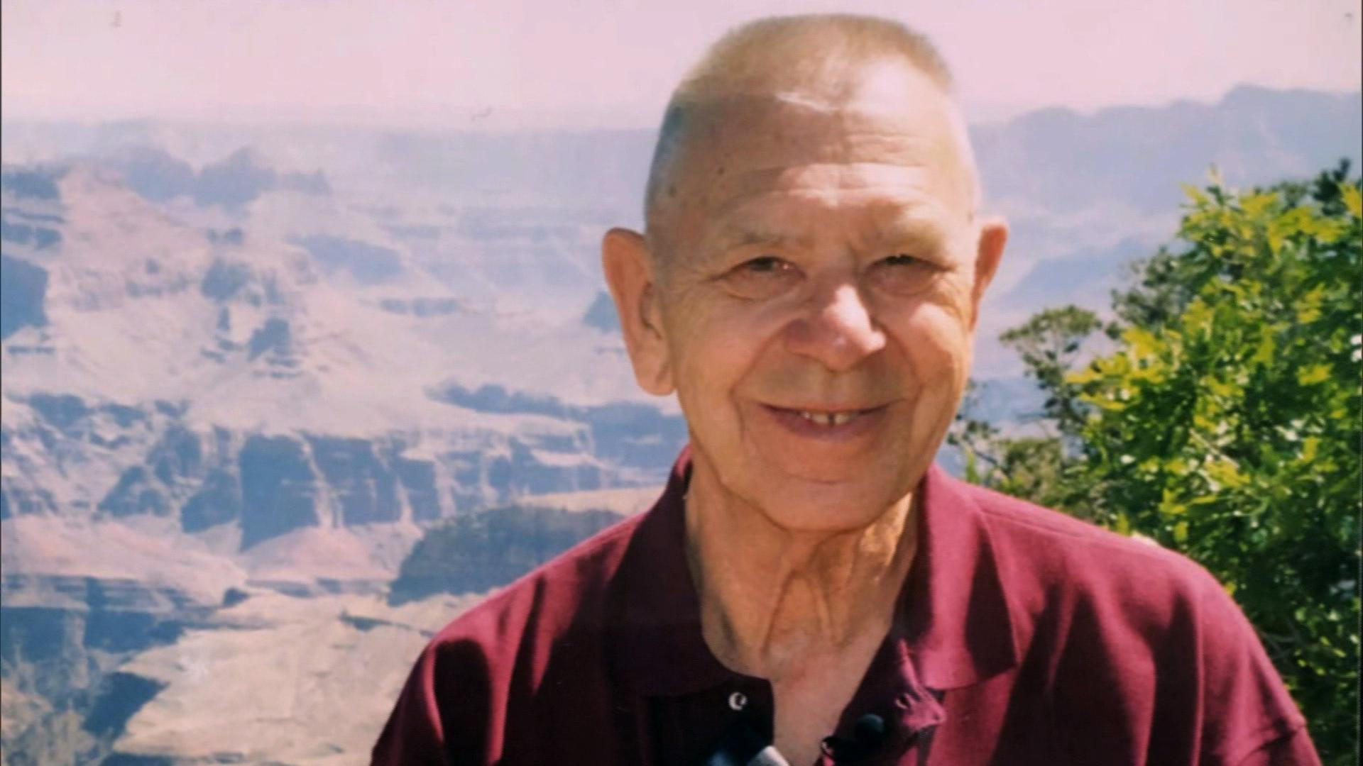 Watch Sunday Morning: Remembering Dad, by Steve Hartman - Full show on CBS