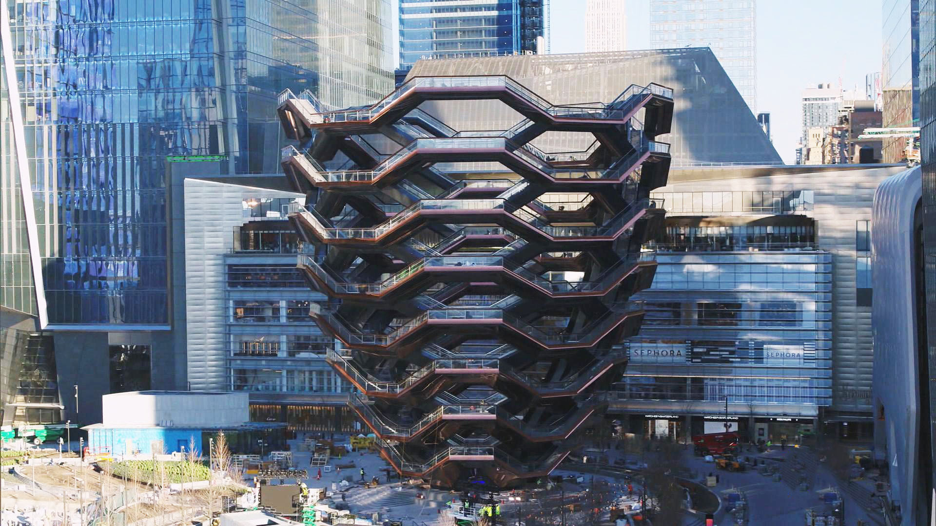 Watch Sunday Morning: The Vessel: Thomas Heatherwick's oversized public ...