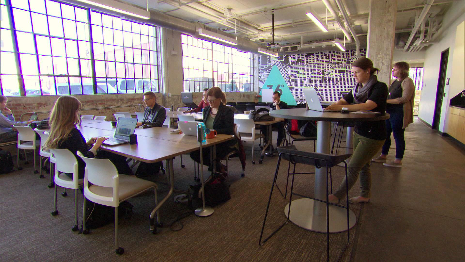 Watch Sunday Morning: Work remotely? Then bring your home office to ...