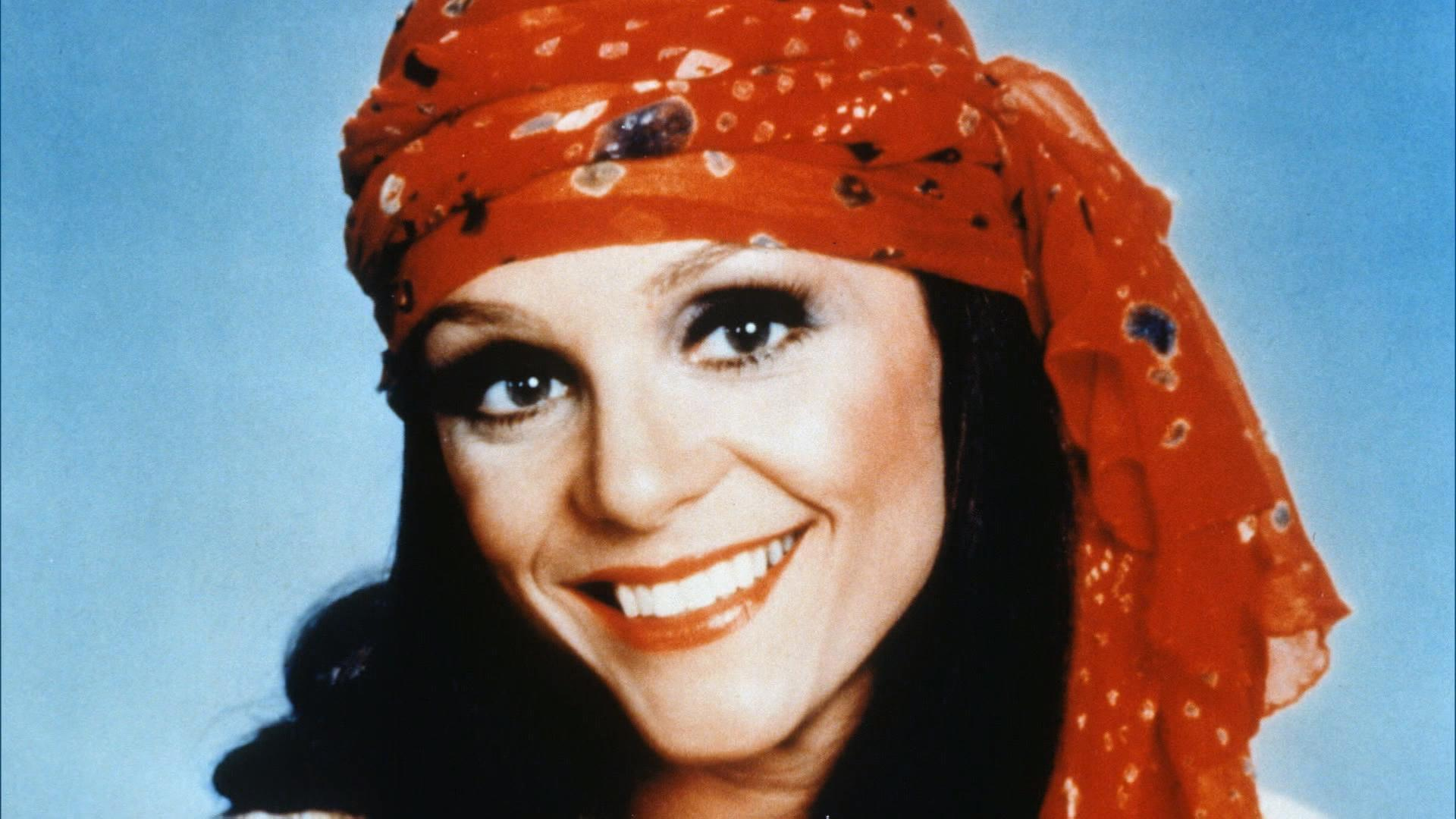 Watch Sunday Morning: Passage: Valerie Harper - Full show on CBS