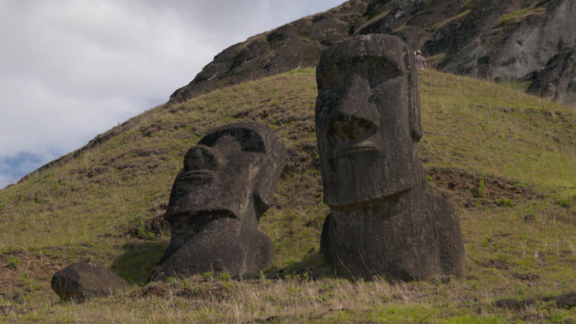 Watch 60 Minutes Easter Island's moai statues - Paramount+