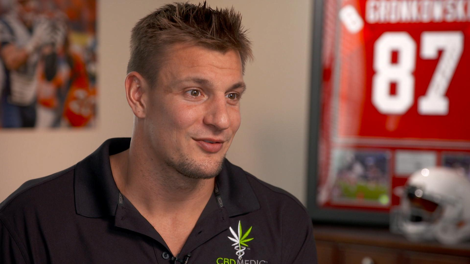 Watch Sunday Morning: Rob Gronkowski on slowing down - Full show on CBS