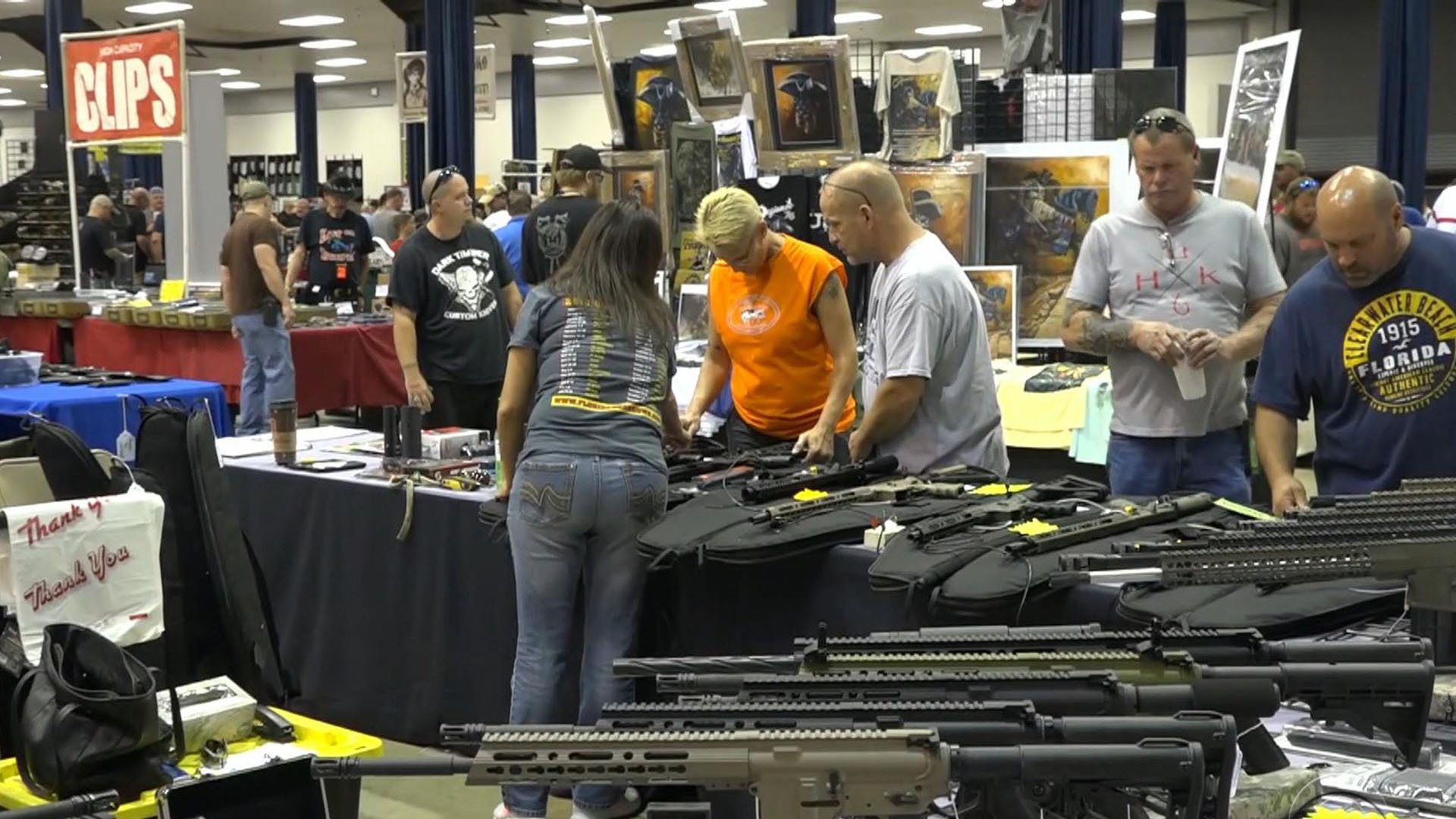 Watch CBS Evening News: Thousands flock to gun rights rally - Full show ...