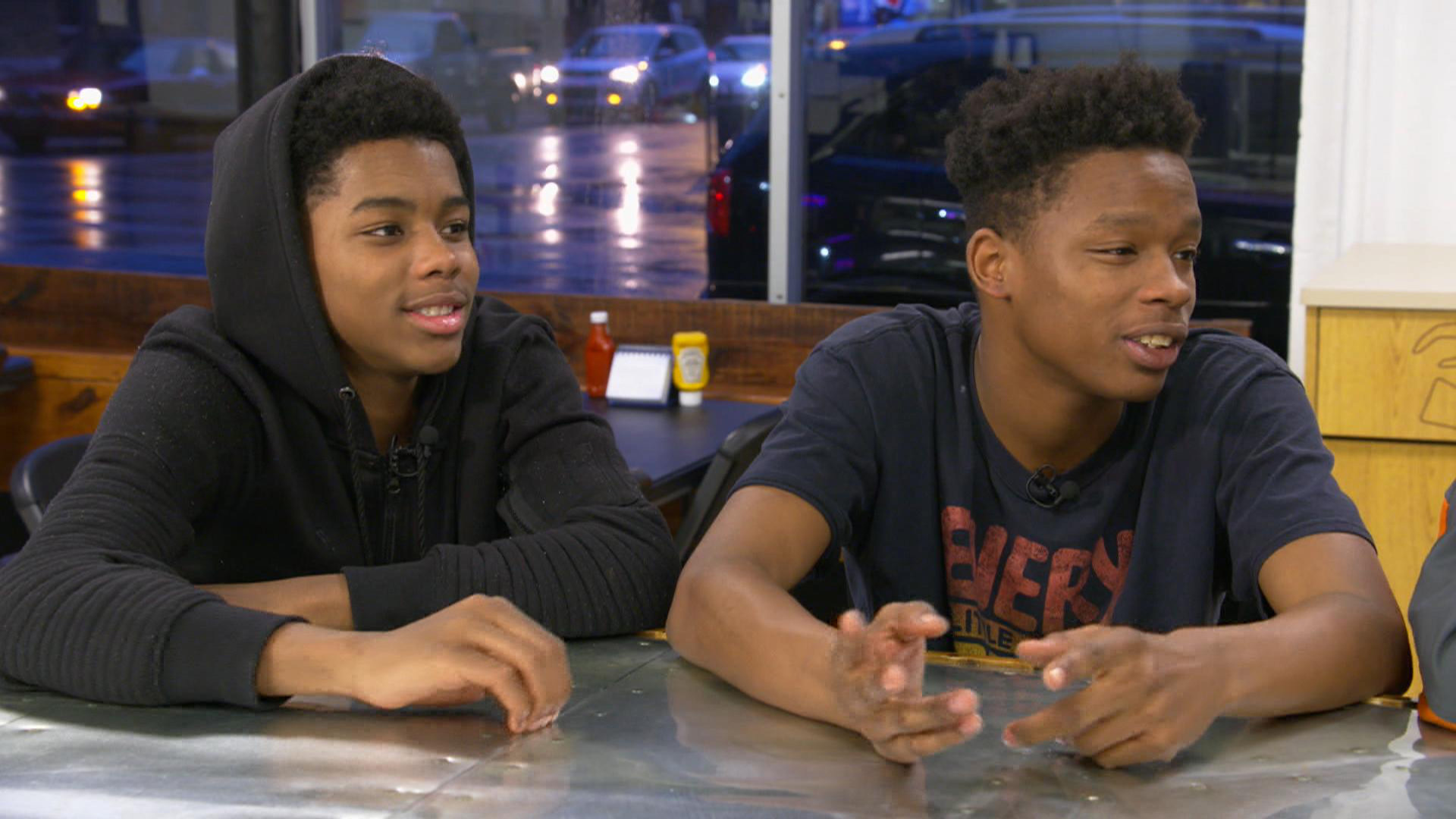 Watch CBS Evening News: Restaurant owner gives teens a chance - Full ...