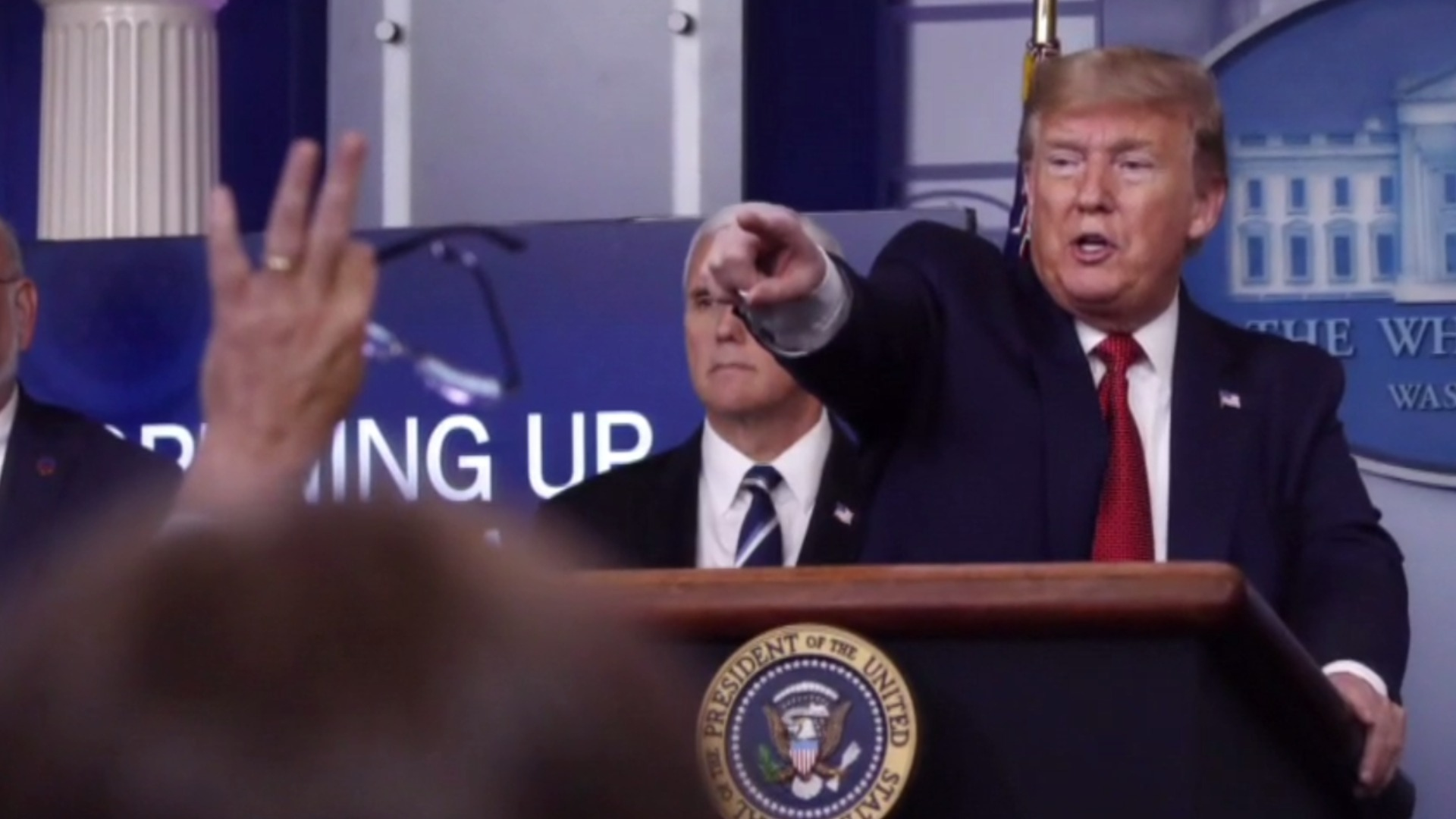 Watch CBS Evening News: Trump scales back daily briefings - Full show ...