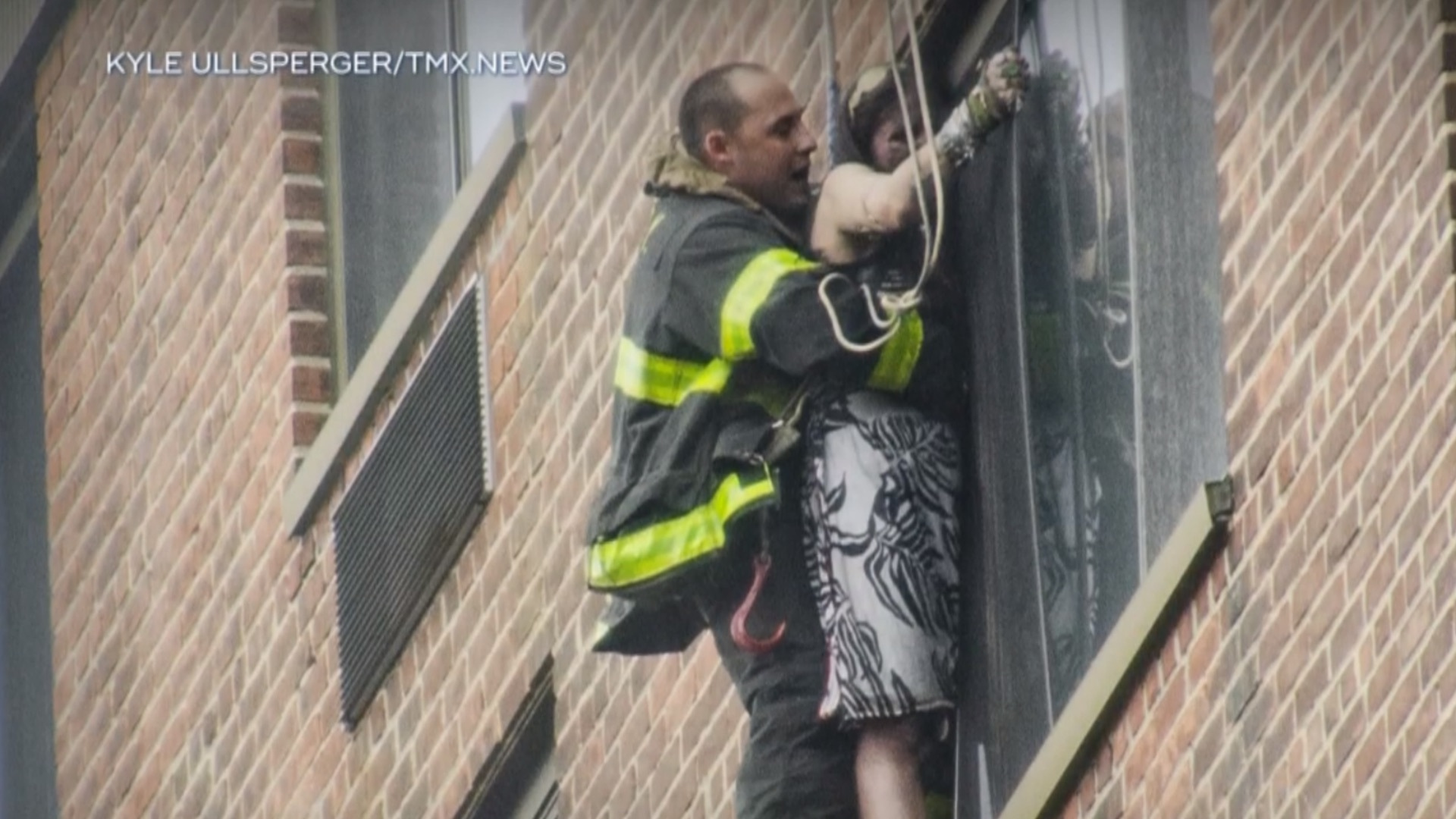 Watch CBS Evening News: Firefighter uses rare "rope rescue" to save ...