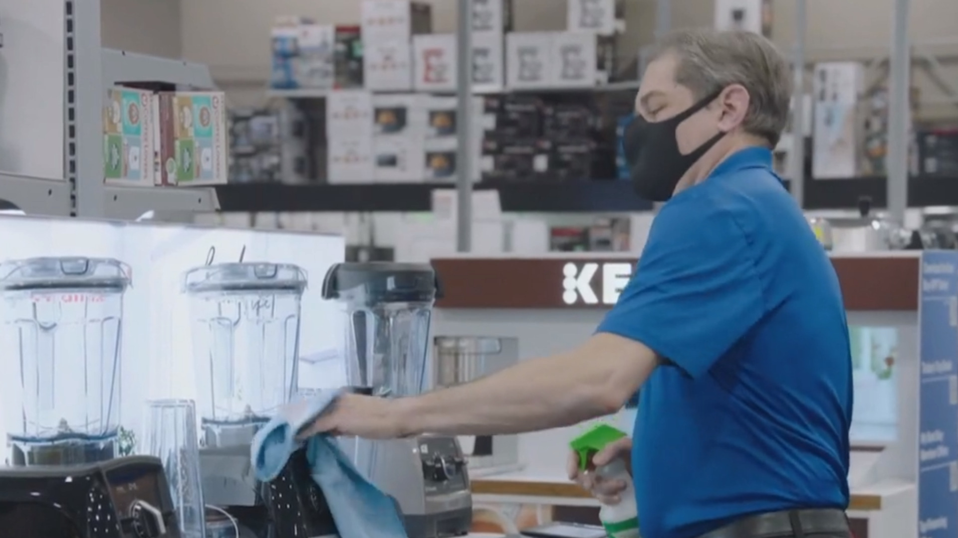 Watch CBS Evening News: Retailers reinvent holiday shopping amid ...