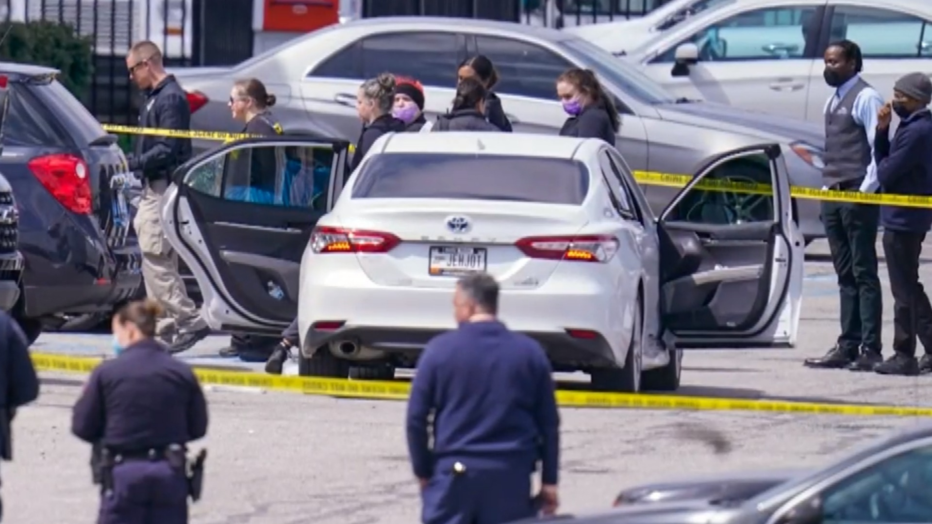 Watch CBS Evening News: Community mourns victims of FedEx shooting ...