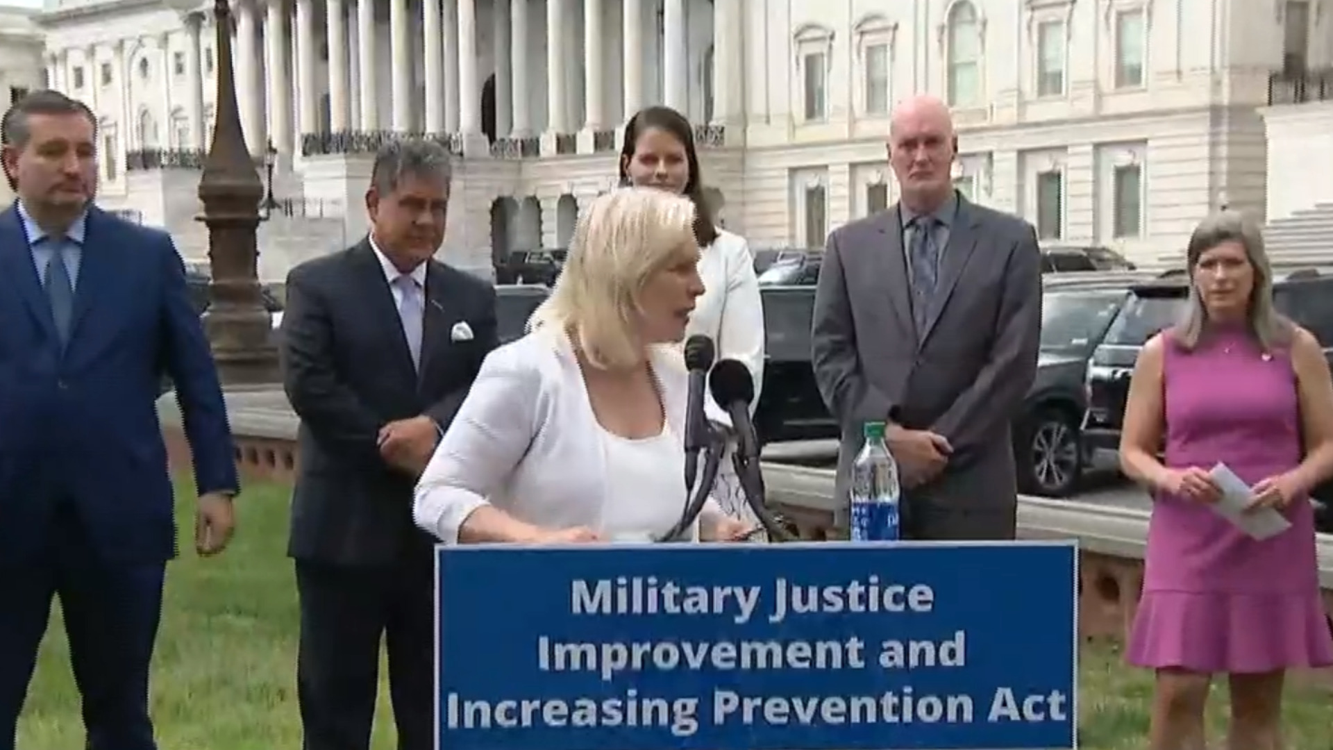Watch Cbs Evening News New Bill Aims To Reform Military Sex Assault