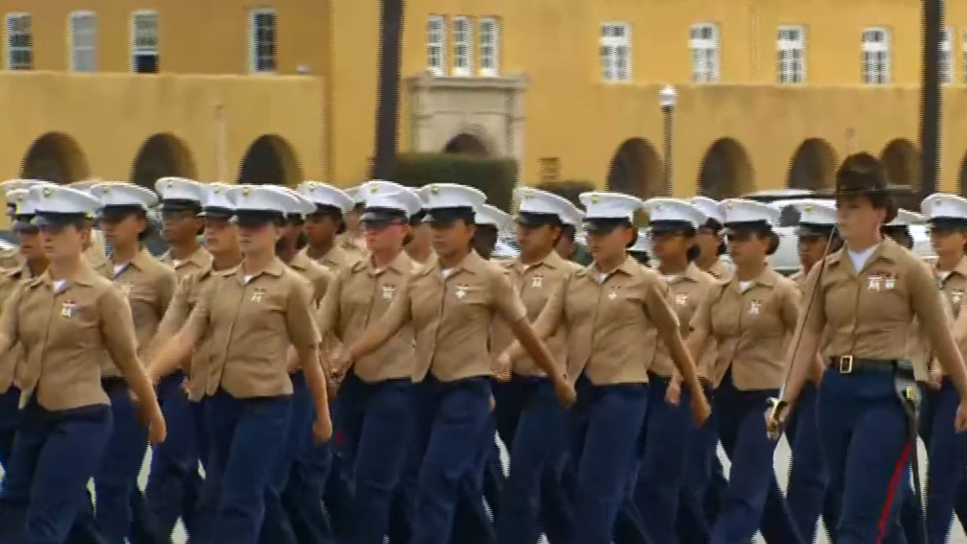 Watch CBS Evening News: Female Marines making history in San Diego ...