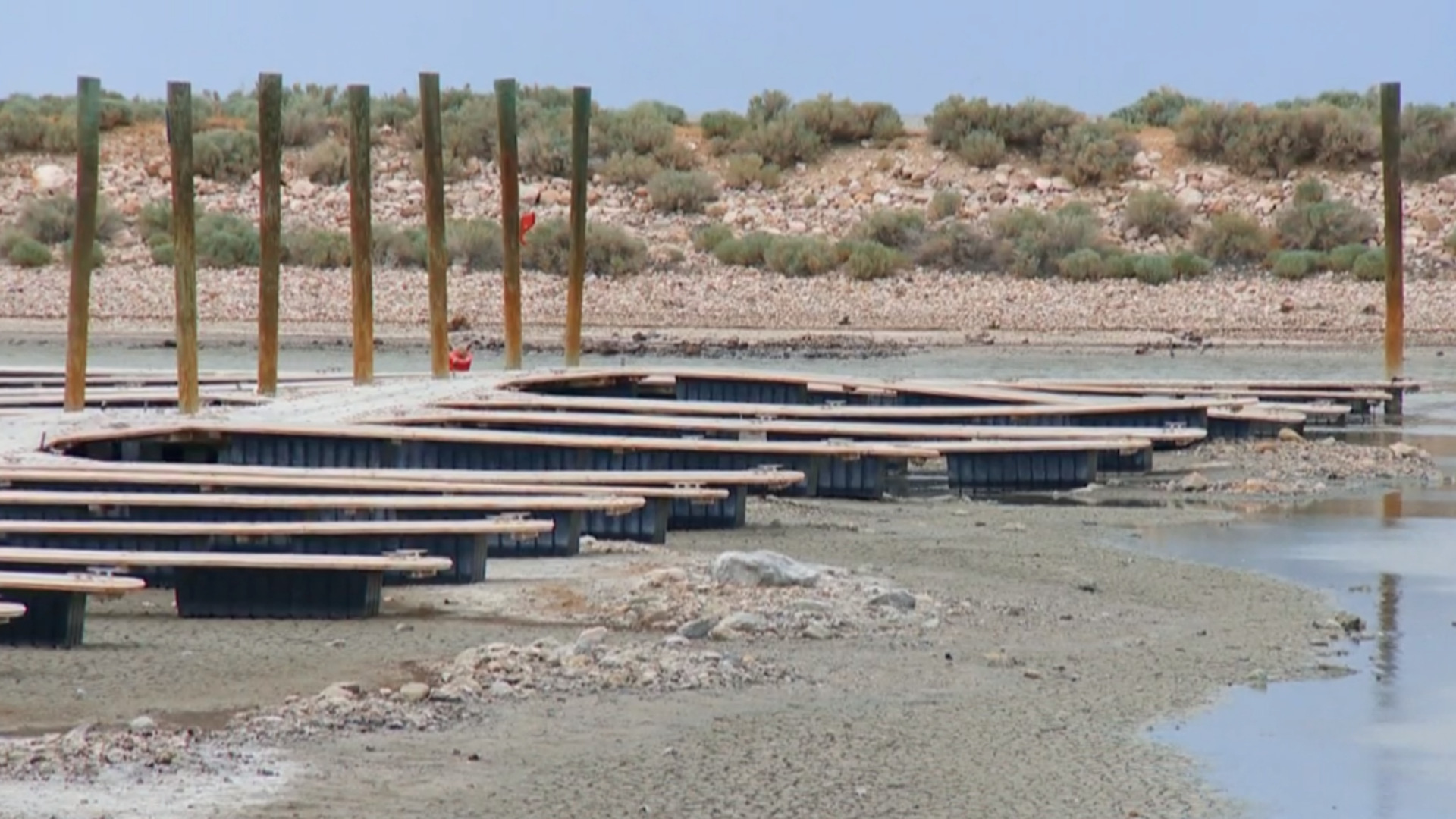 Watch CBS Evening News: Extreme drought continues to ravage Utah - Full ...