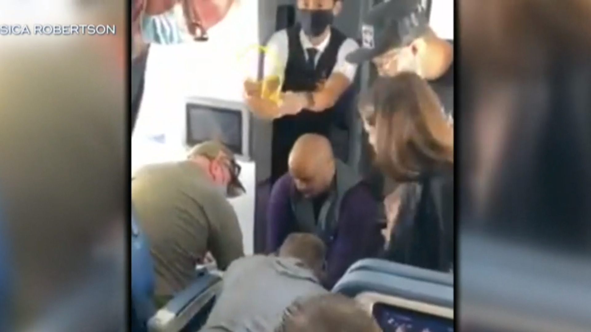 Watch CBS Evening News: Unruly airline passengers to face new penalties - Full show on CBS