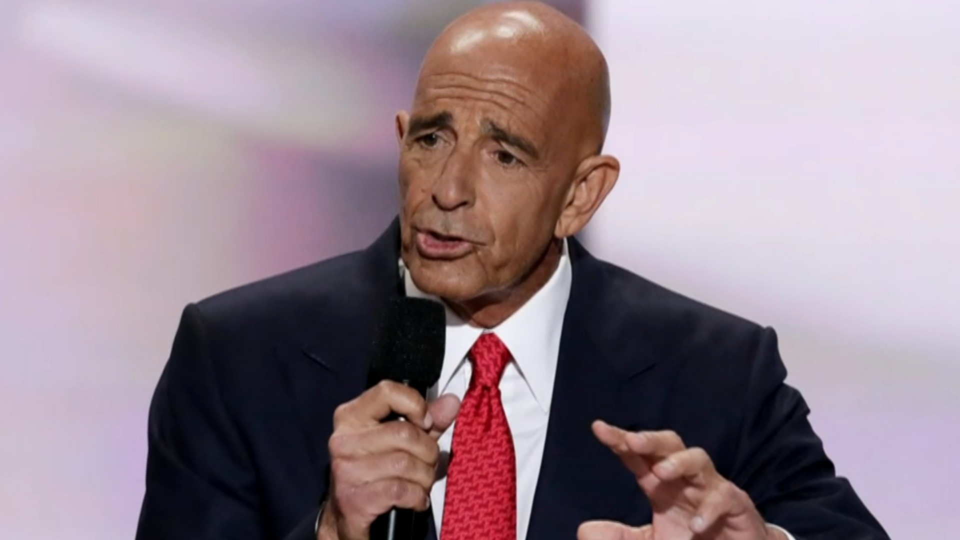 Watch CBS Evening News: Trump ally Tom Barrack released on $250 million ...