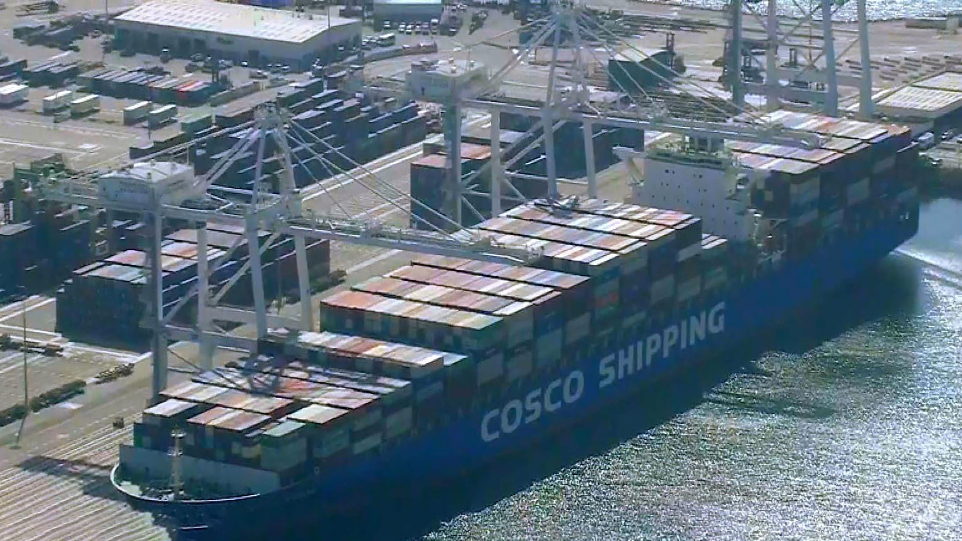 Watch CBS Mornings: Cargo chaos at major U.S. ports - Full show on CBS