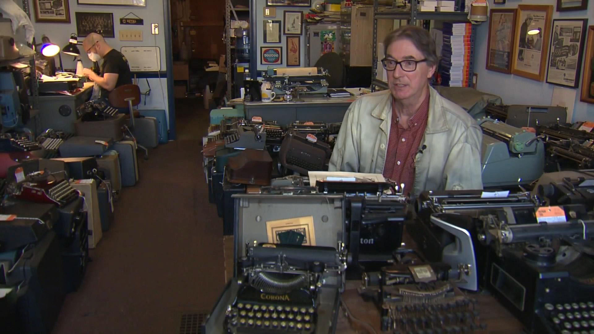 Watch CBS Saturday Morning Vintage office gear gets pandemic revival ...