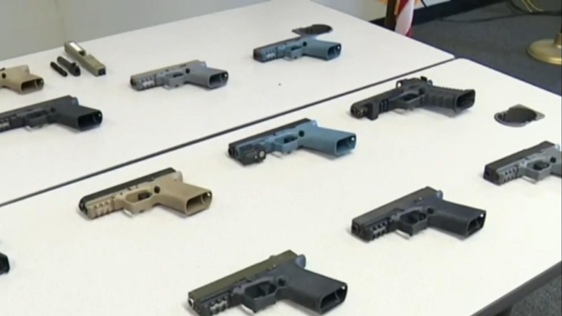 Watch CBS Evening News: ATF: Crime spike driven in part by "ghost" guns ...