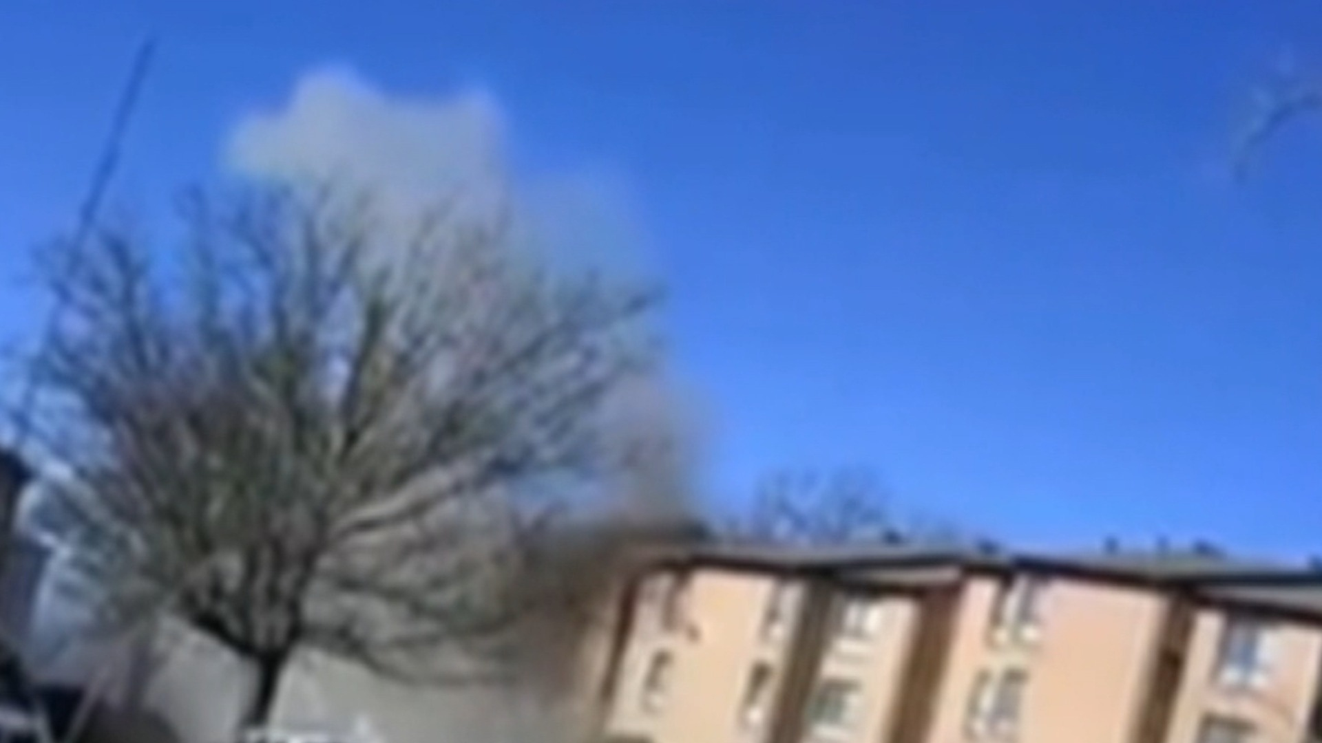 Watch CBS Evening News: Maryland apartment blast injures at least 10 ...