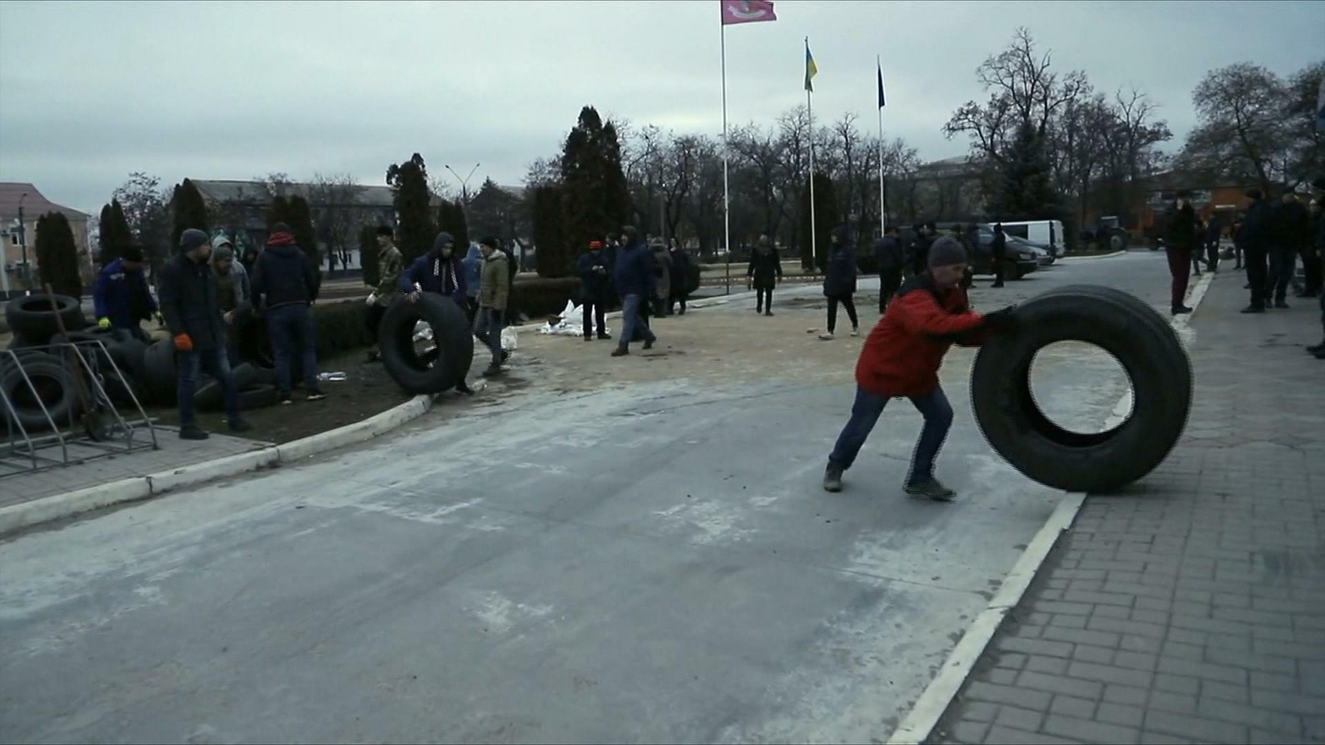 Watch CBS Mornings: Ukraine launches counter offensive - Full show on CBS